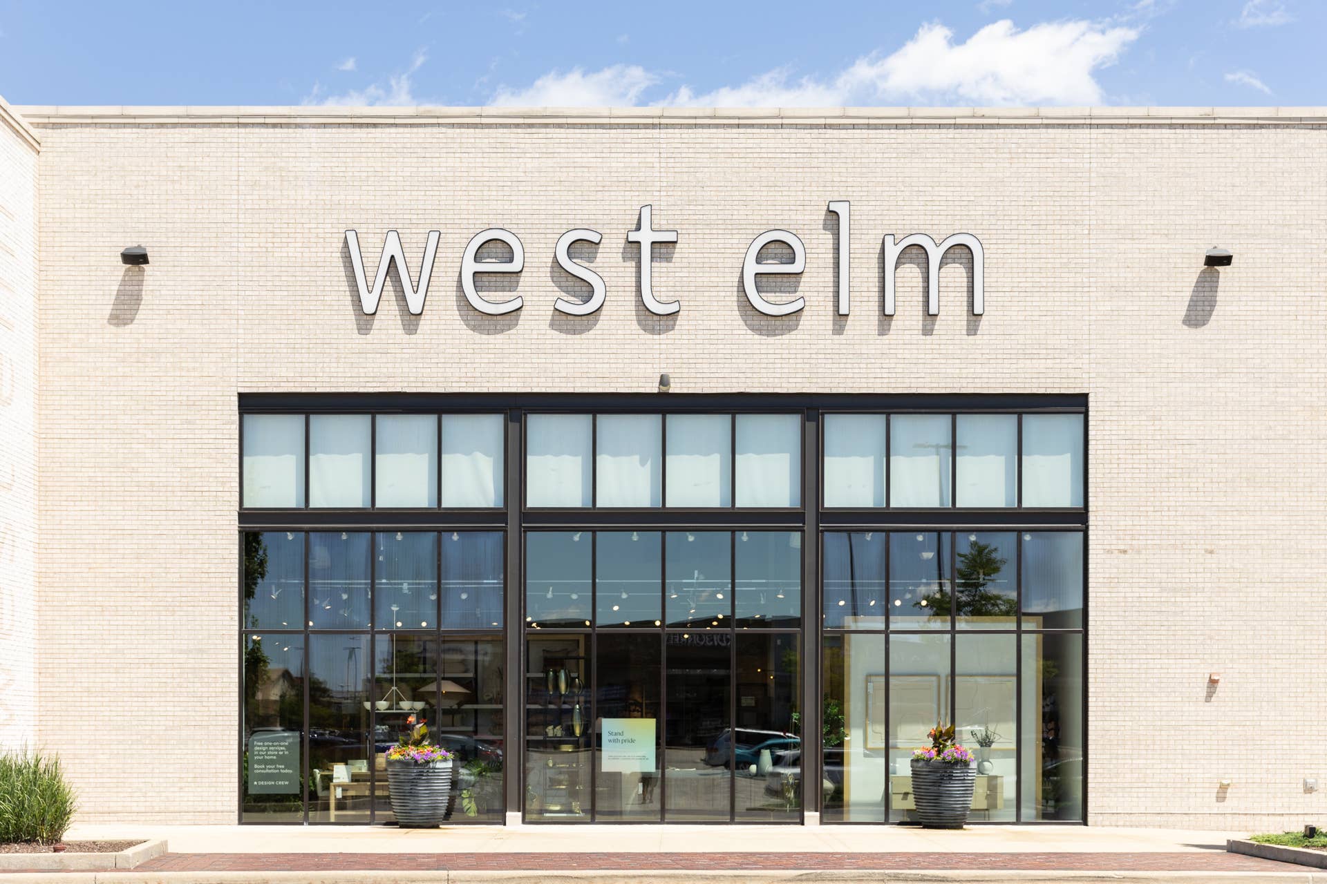 This Celebrity Chef Drops Bold Dinnerware Set at West Elm - Men's Journal