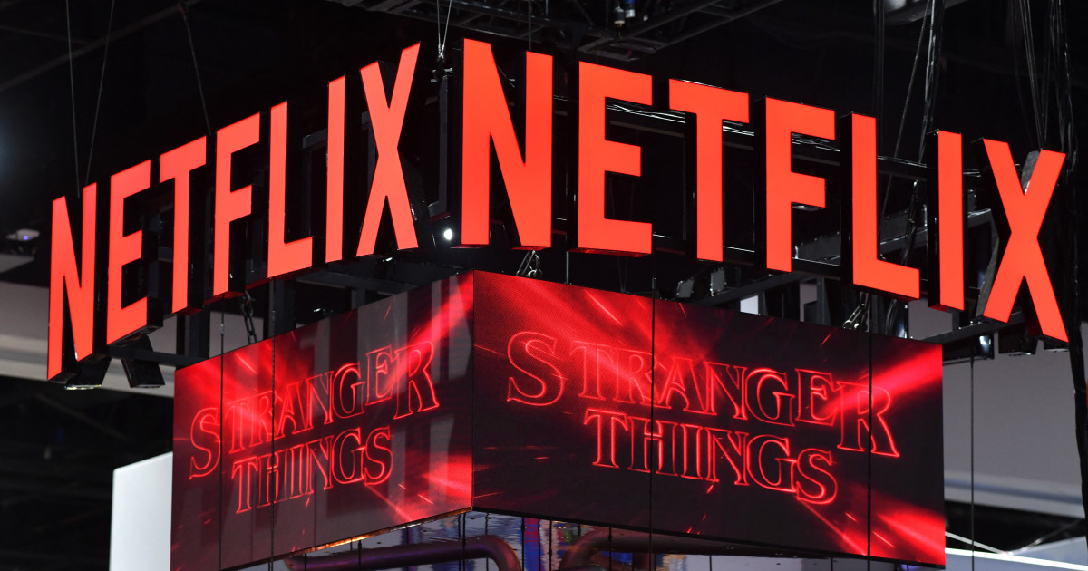 Netflix Crashes as Fans Anticipate Secret 'Stranger Things' Episode ...
