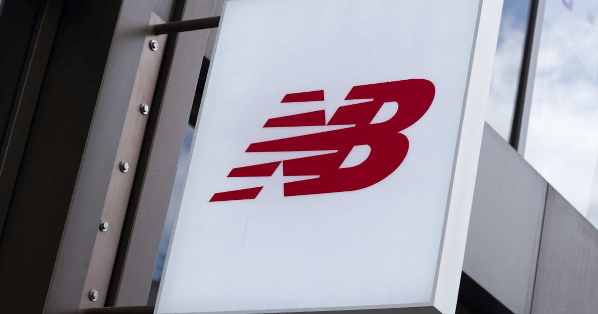 These 'Grippy' New Balance Running Shoes Are Nearly 40% Off - Men's Journal