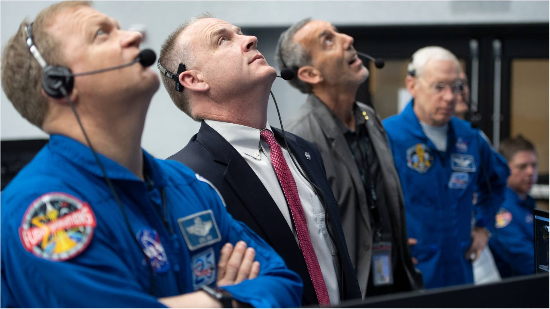 Harvard Scientist Claims NASA Image Could Be 'Alien Vessel' - Men's Journal