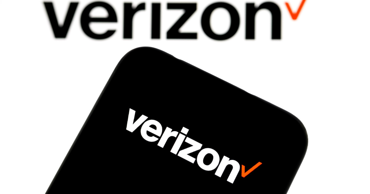 Verizon Decision Sparks Outrage After Mass Service Outage: 'This is a ...