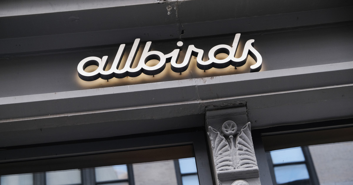 Allbirds' Tree Runner Go Sneaker Is 50% Off Right Now - Men's Journal