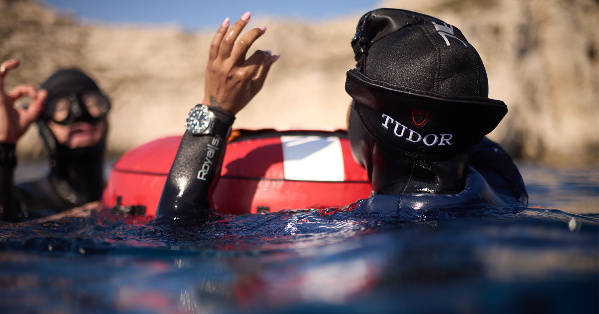 How to Free Dive: 6 Beginner Tips From World Champion Morgan Bourc’his ...