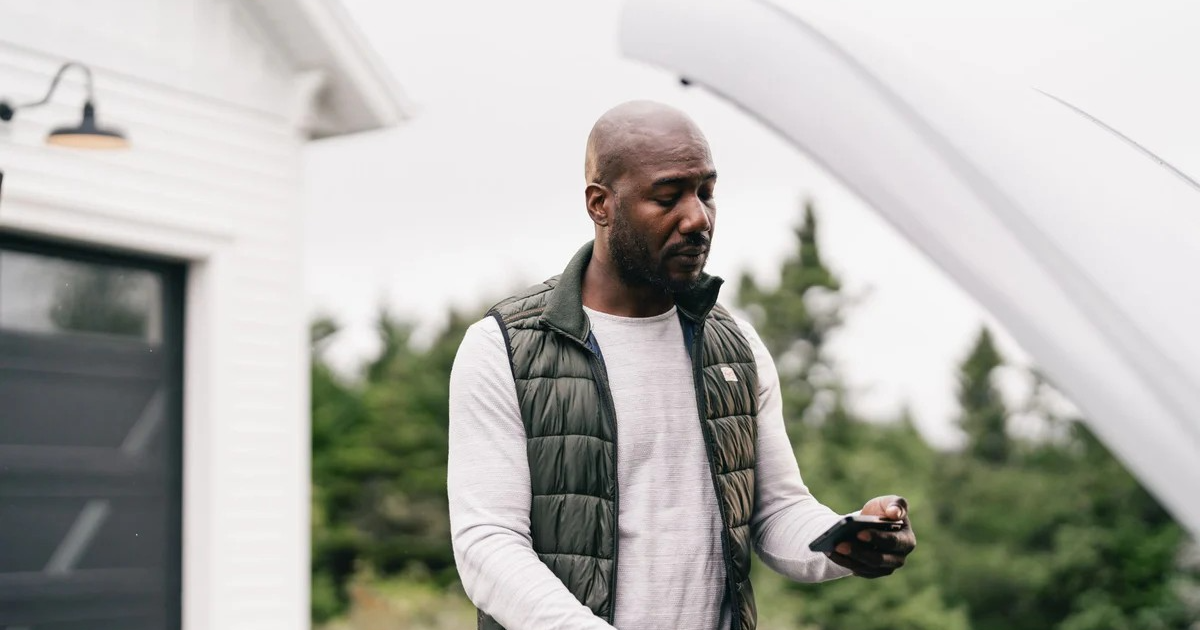 Your Check Engine Light Is On. Here's How to Read It Yourself. - Men's ...