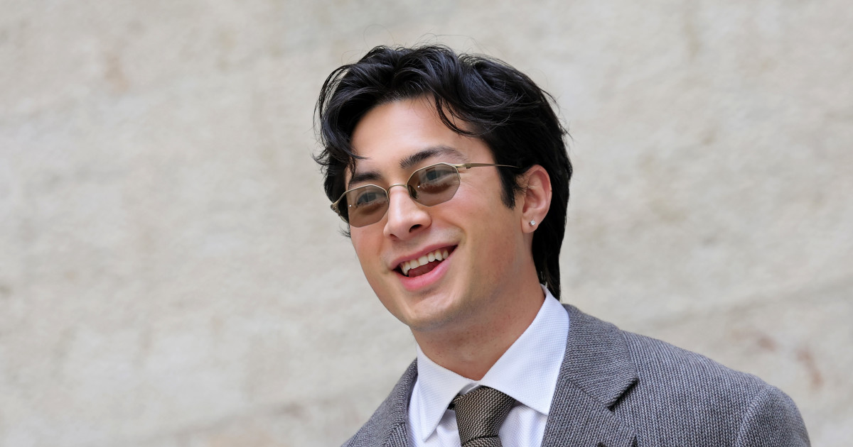 Hudson Williams Steals the Show at Milan Fashion Week - Men's Journal