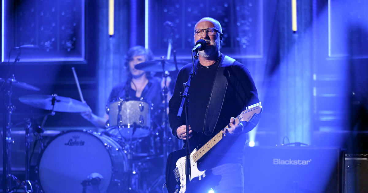 90’s Alt Rock Band Reunites After 30 Years - Men's Journal