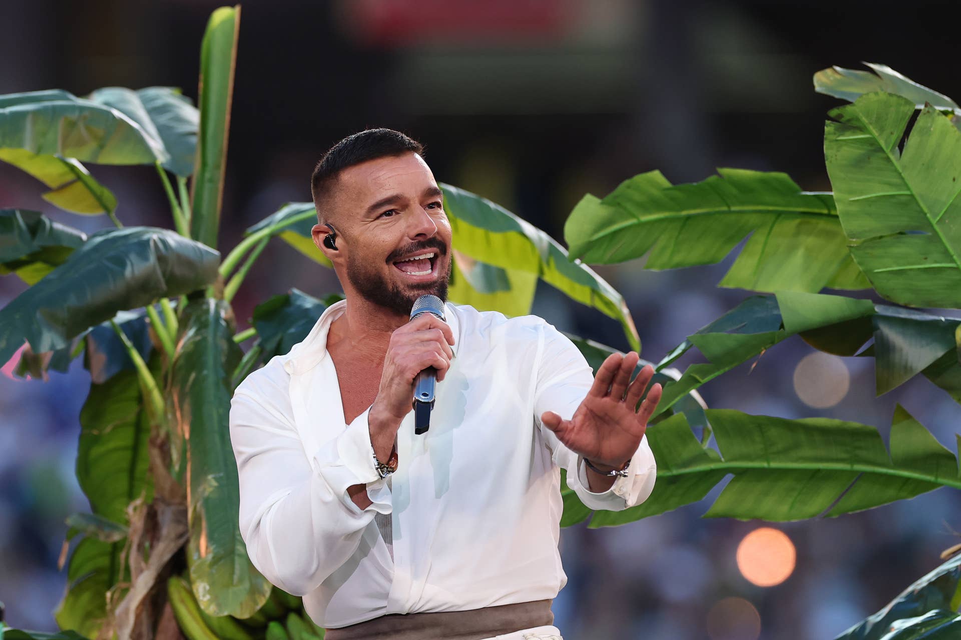 Kid Rock vs Ricky Martin Age Comparison Goes Viral After Super Bowl ...
