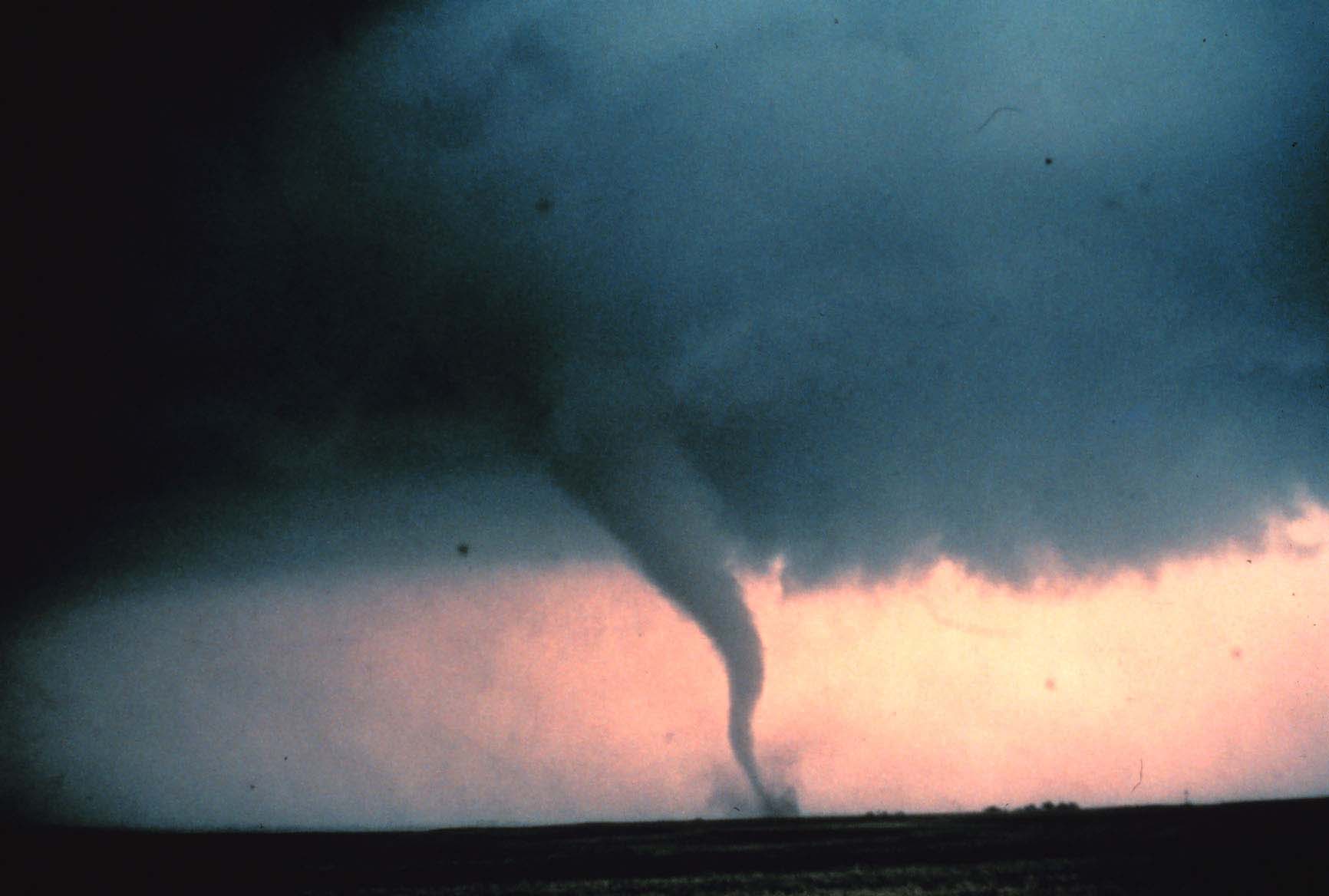 Winter Storm Warnings Evolve to 80 mph Winds, 'Damaging' Hail and ...