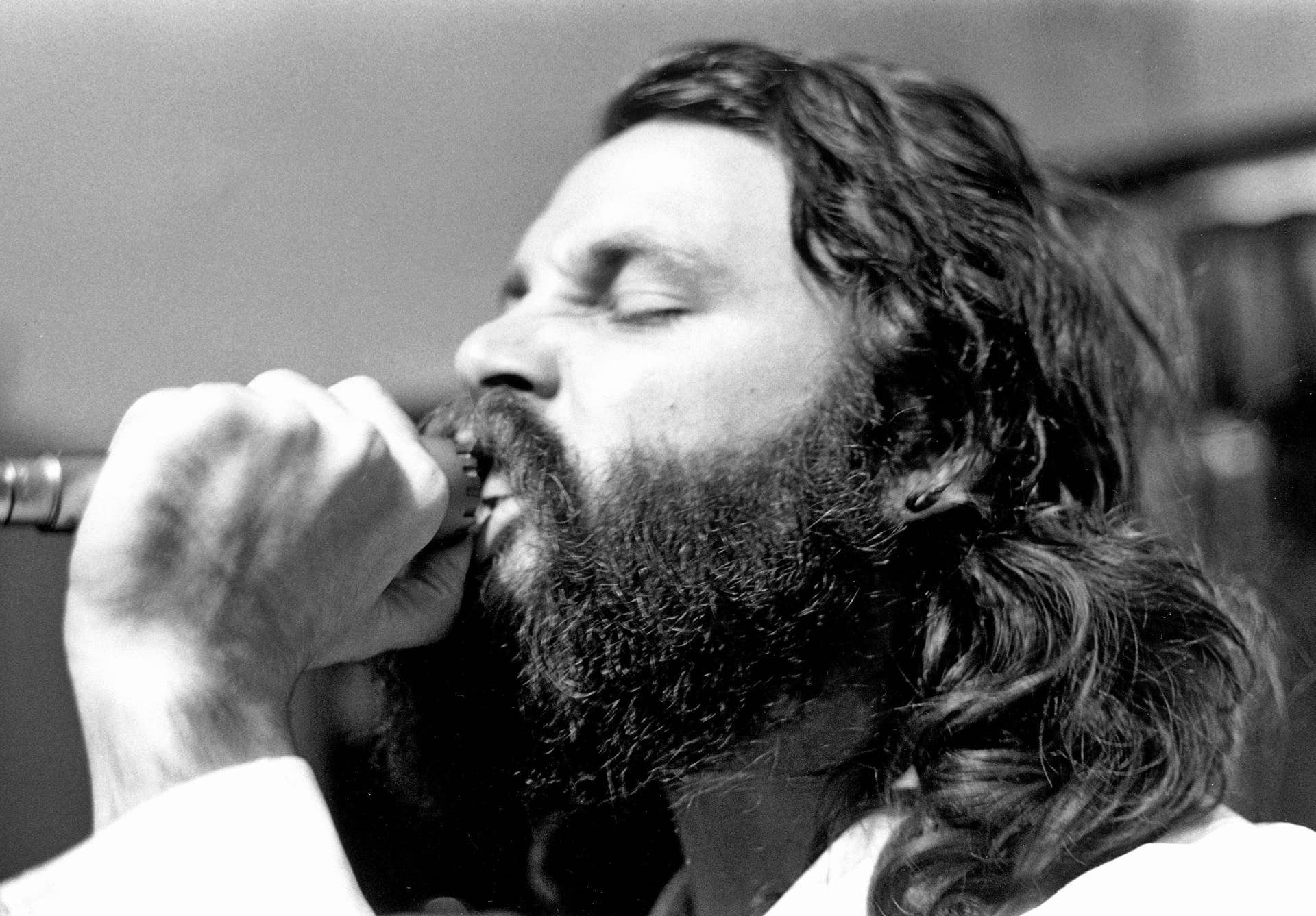 55 Years Ago Today, Jim Morrison Fled the U.S. For the Rest of His Life ...