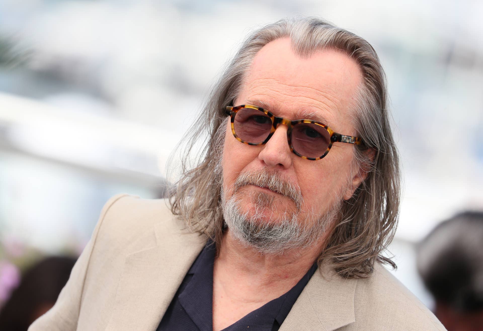 Gary Oldman Describes Being Knighted by King Charles With 1 Word - Men ...