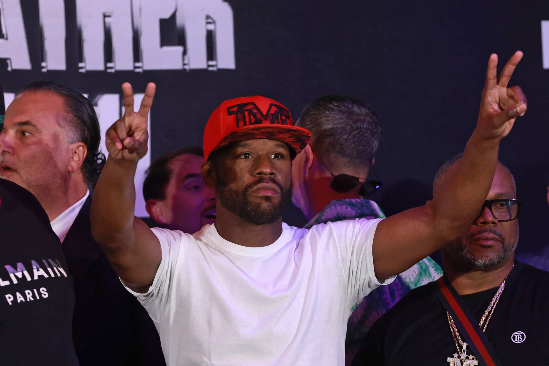Mike Tyson-Floyd Mayweather Fight Announcement Triggers Bemoaning and ...