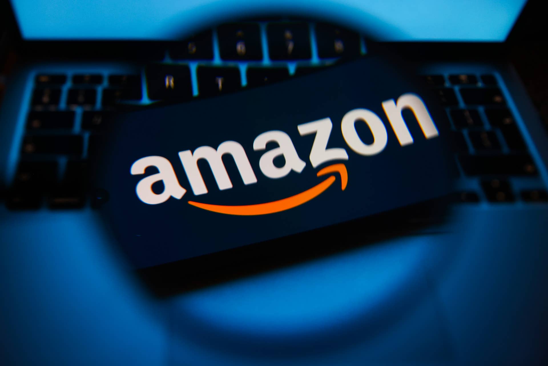 Amazon Scam Warning: How Users Can Protect Their Accounts - Men's Journal