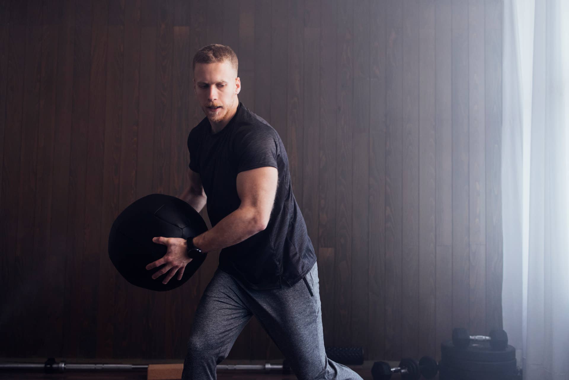 This 15-Minute Workout Builds Power and Core Strength - Men's Journal