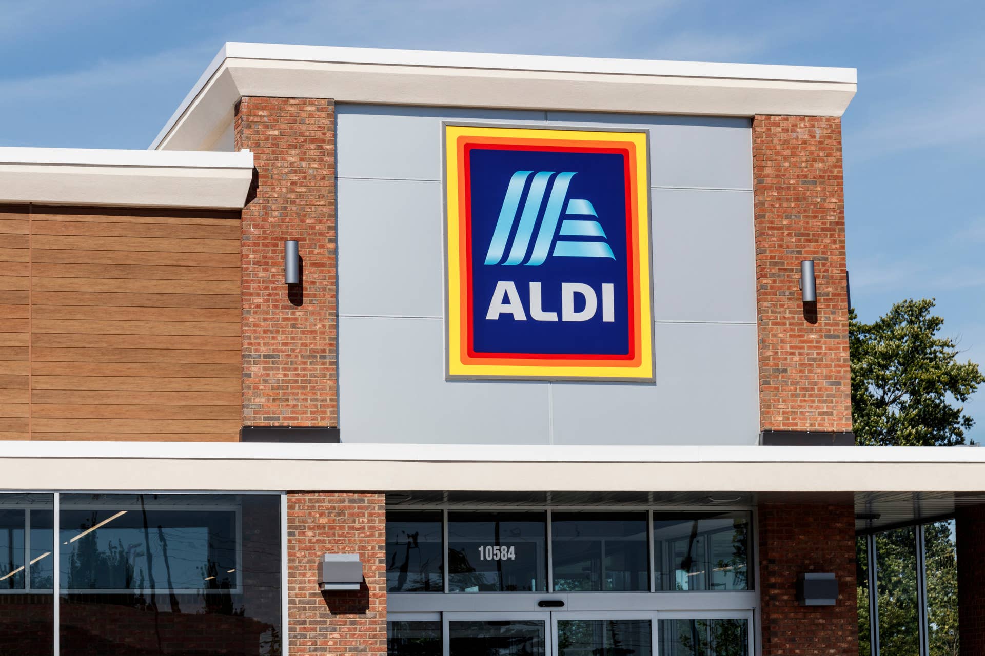 Aldi’s Caffeinated Protein Shake is The Best Morning Shortcut - Men's ...
