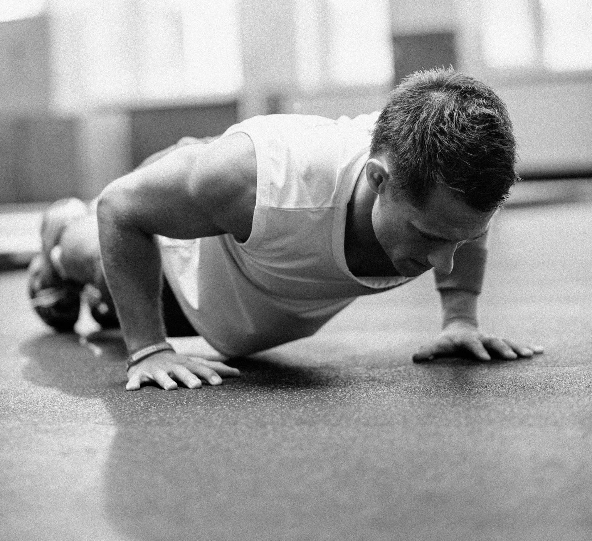 7 Workouts You Can Do in Your Living Room - Men's Journal