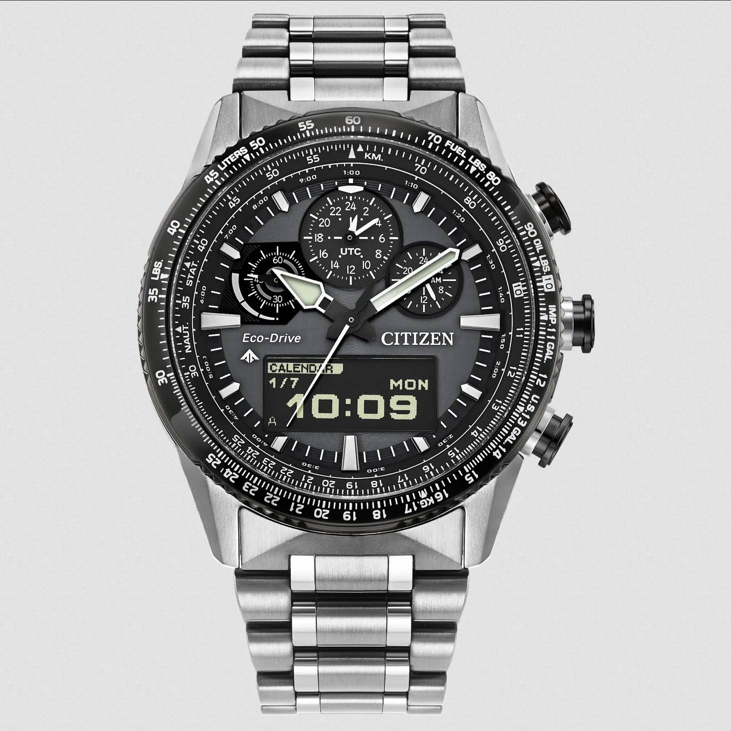 Citizen Launches Promaster Skyhawk U830, a Hybrid Pilot’s Watch - Men's ...