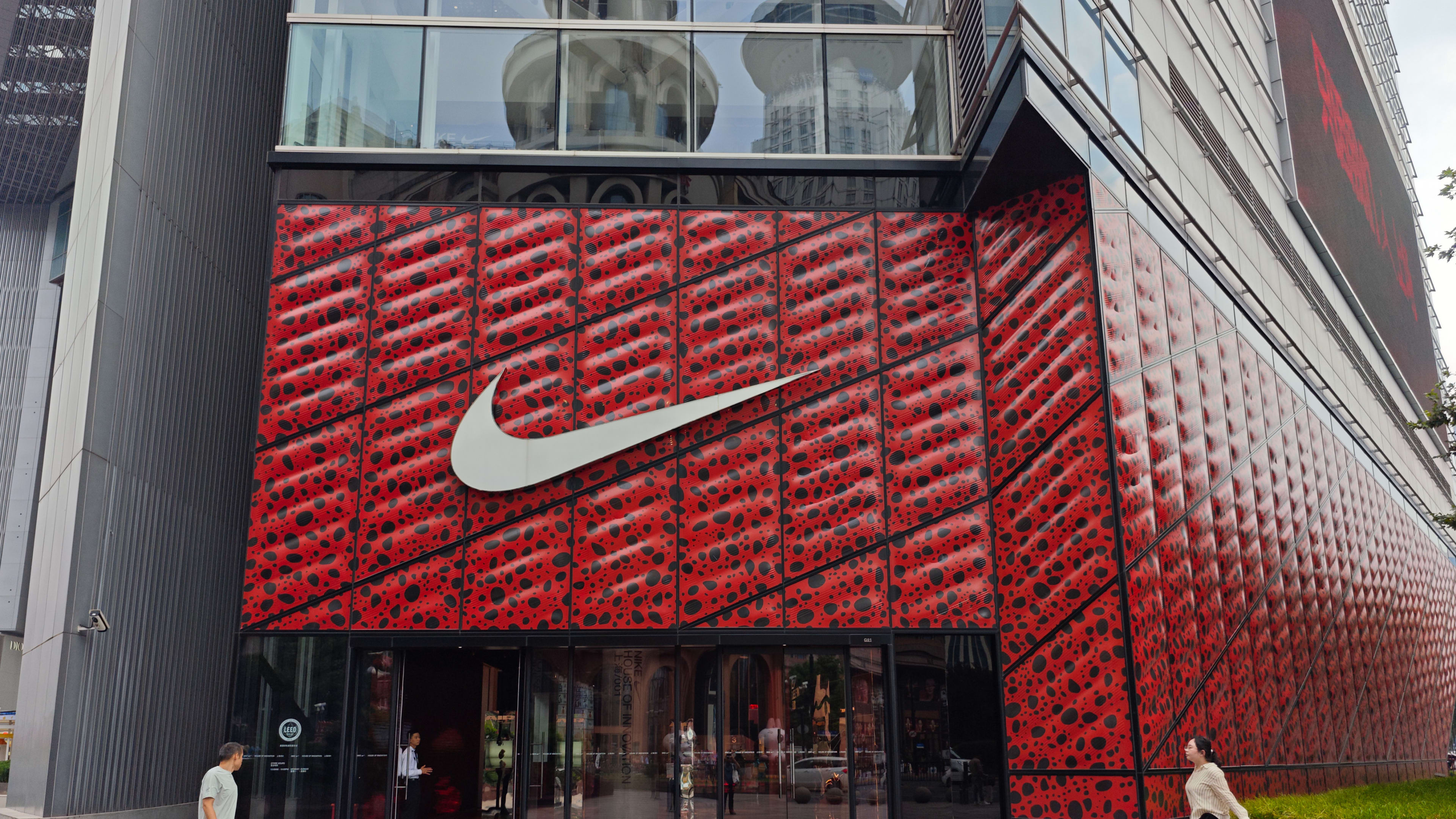 One of Nike's Best Budget Running Shoes Is on Sale for $54 - Men's Journal