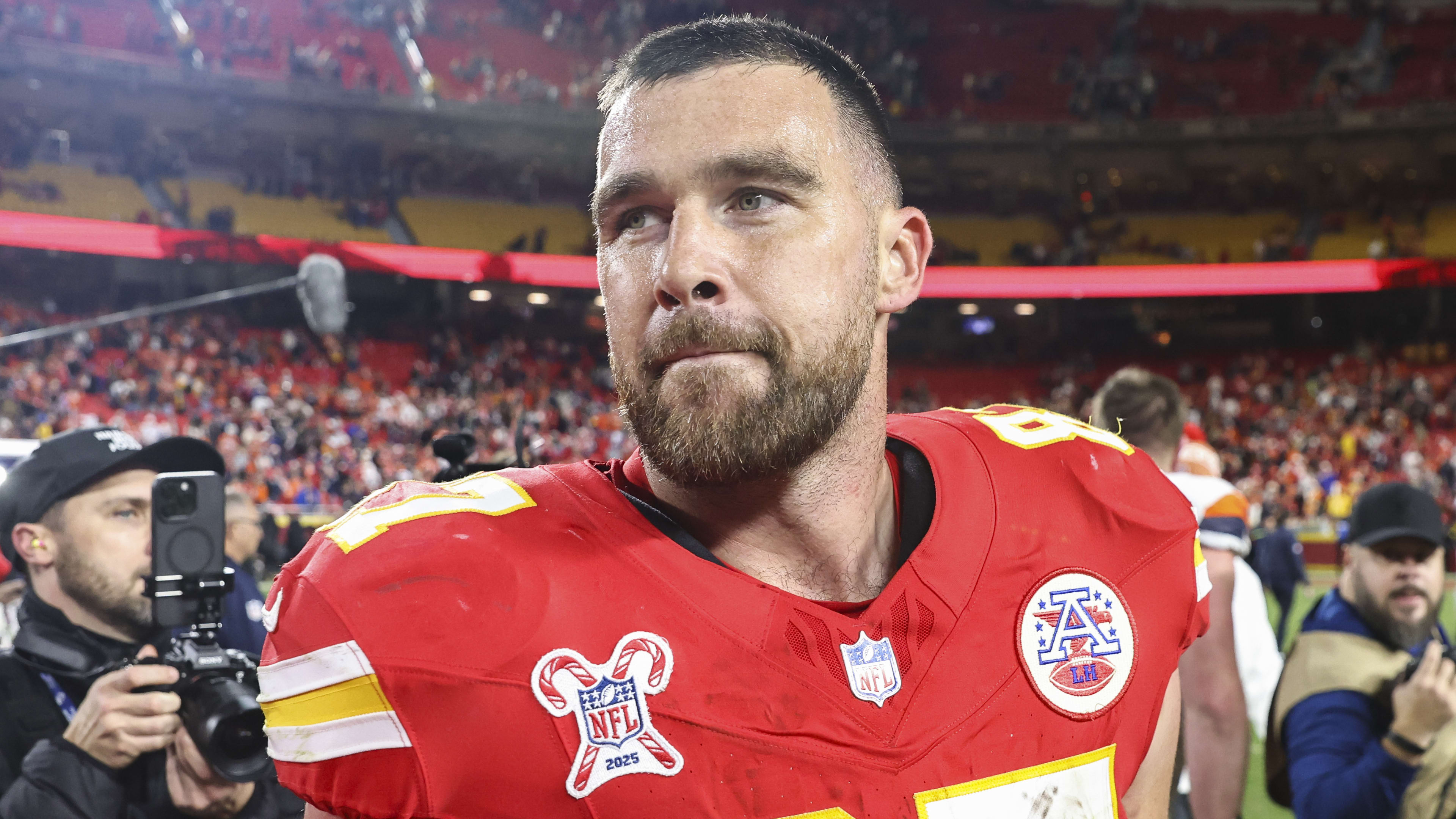 Travis Kelce Inadvertently Triggers Standoff After His Final Chiefs ...