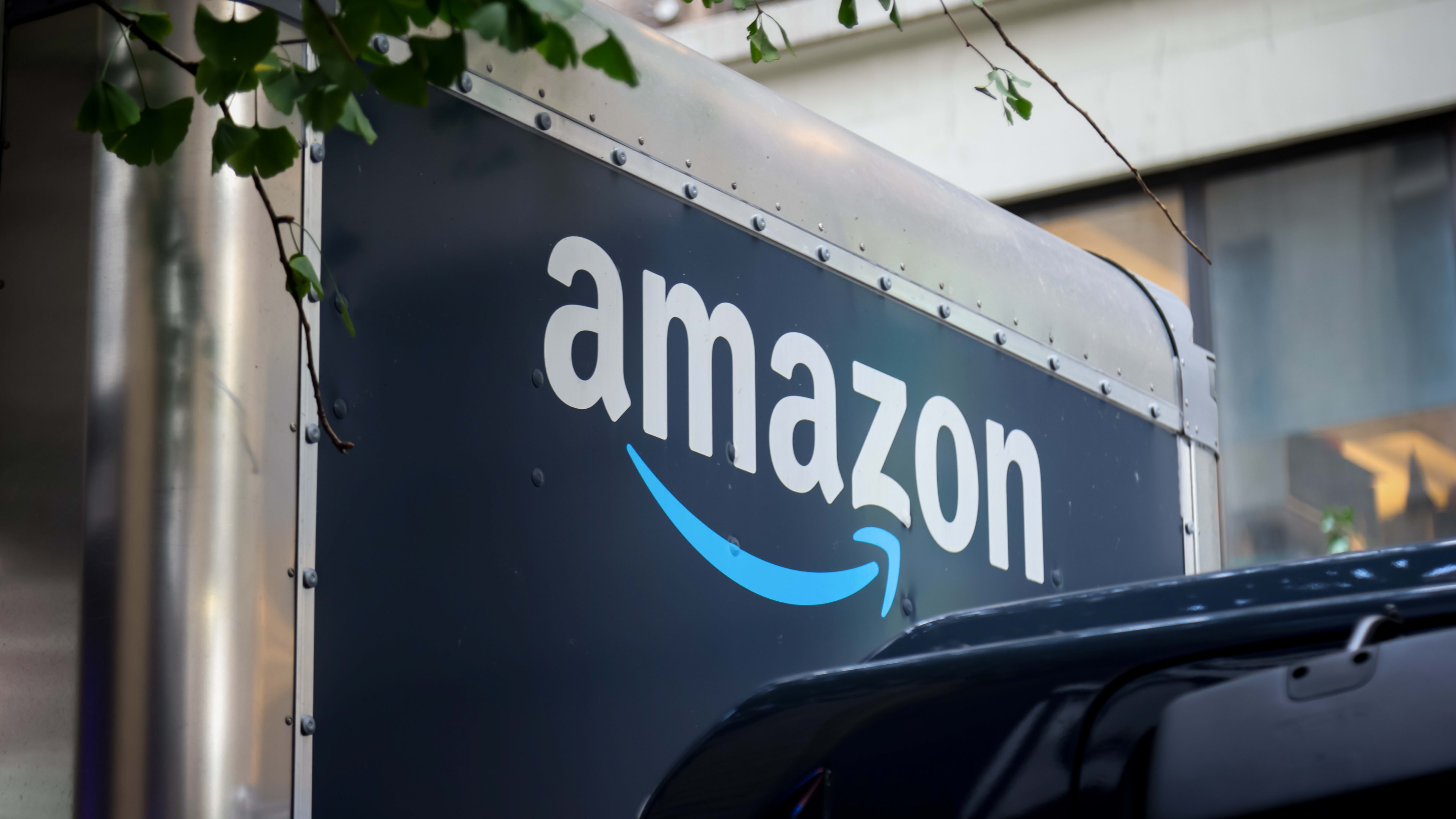 Amazon's No. 1 Bestselling Electric Scooter Is Now 45% Off - Men's Journal