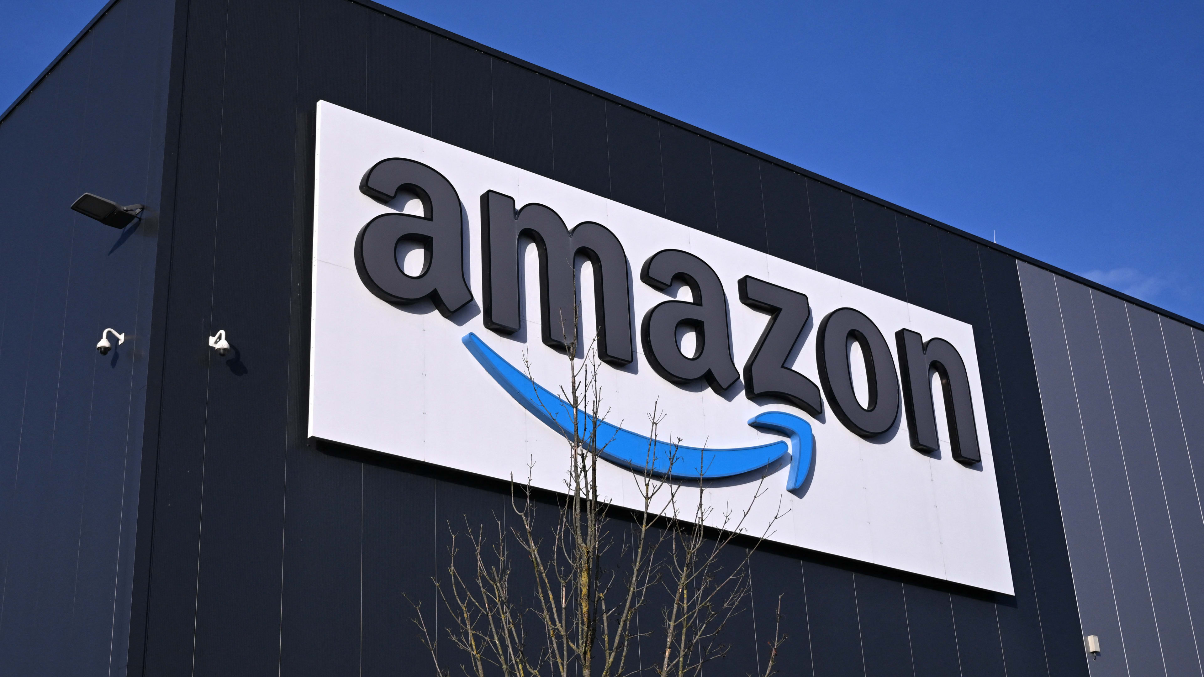 These $10 Faucet Covers Could Save You Thousands This Winter - Men's ...