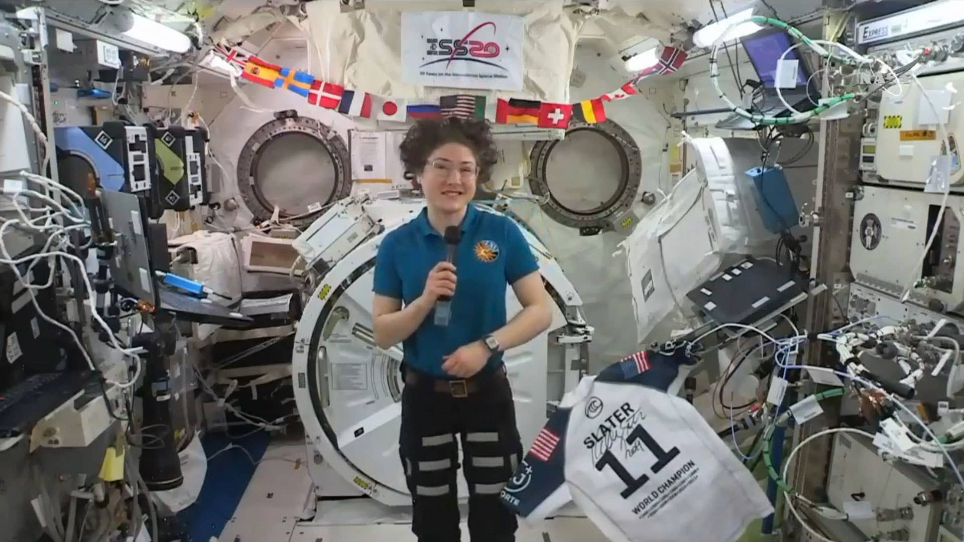 Kelly Slater Live-Chats About Surfing With Space Station Astronaut ...