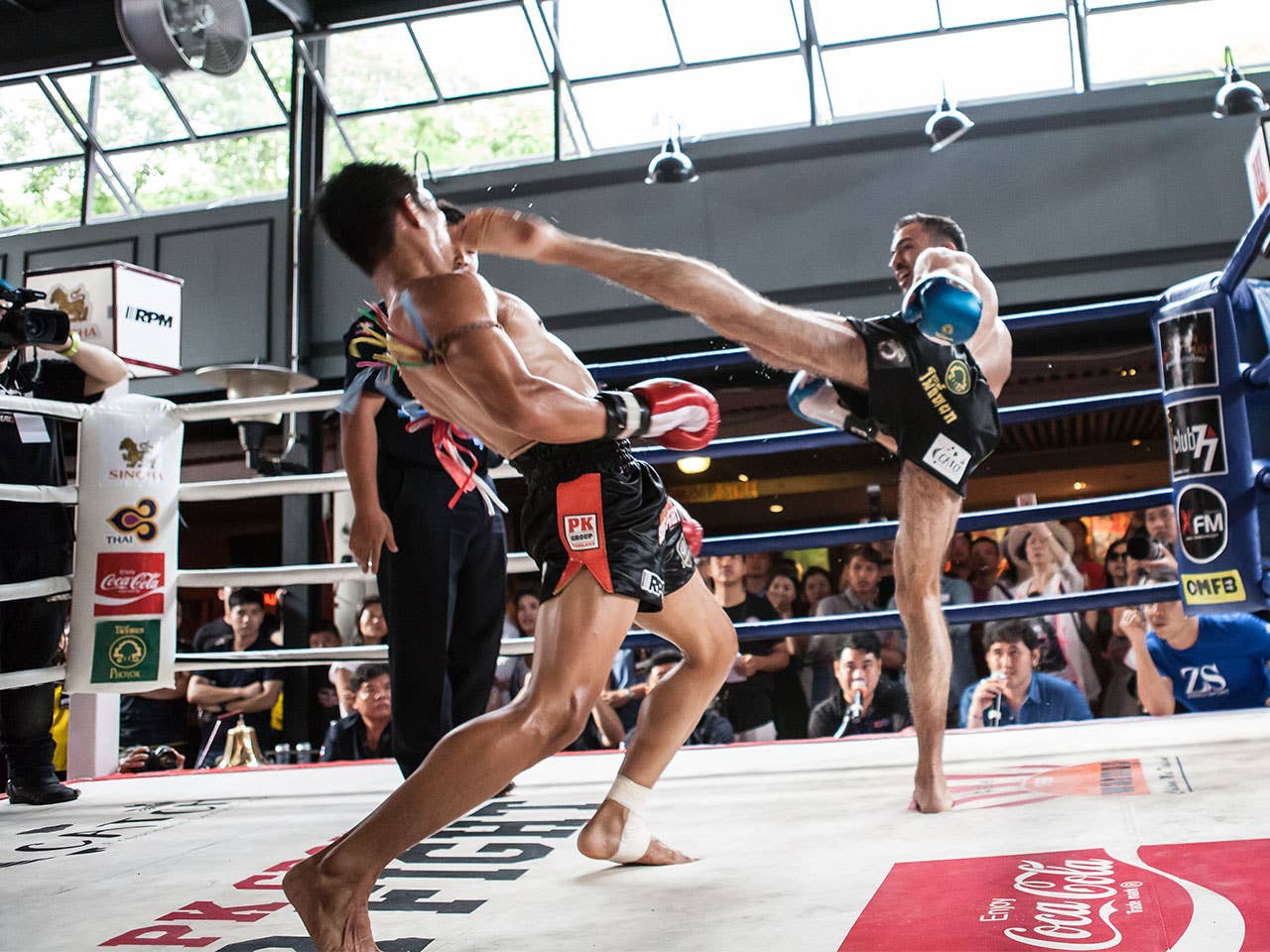 The MMA lower-body power workout - Men's Journal