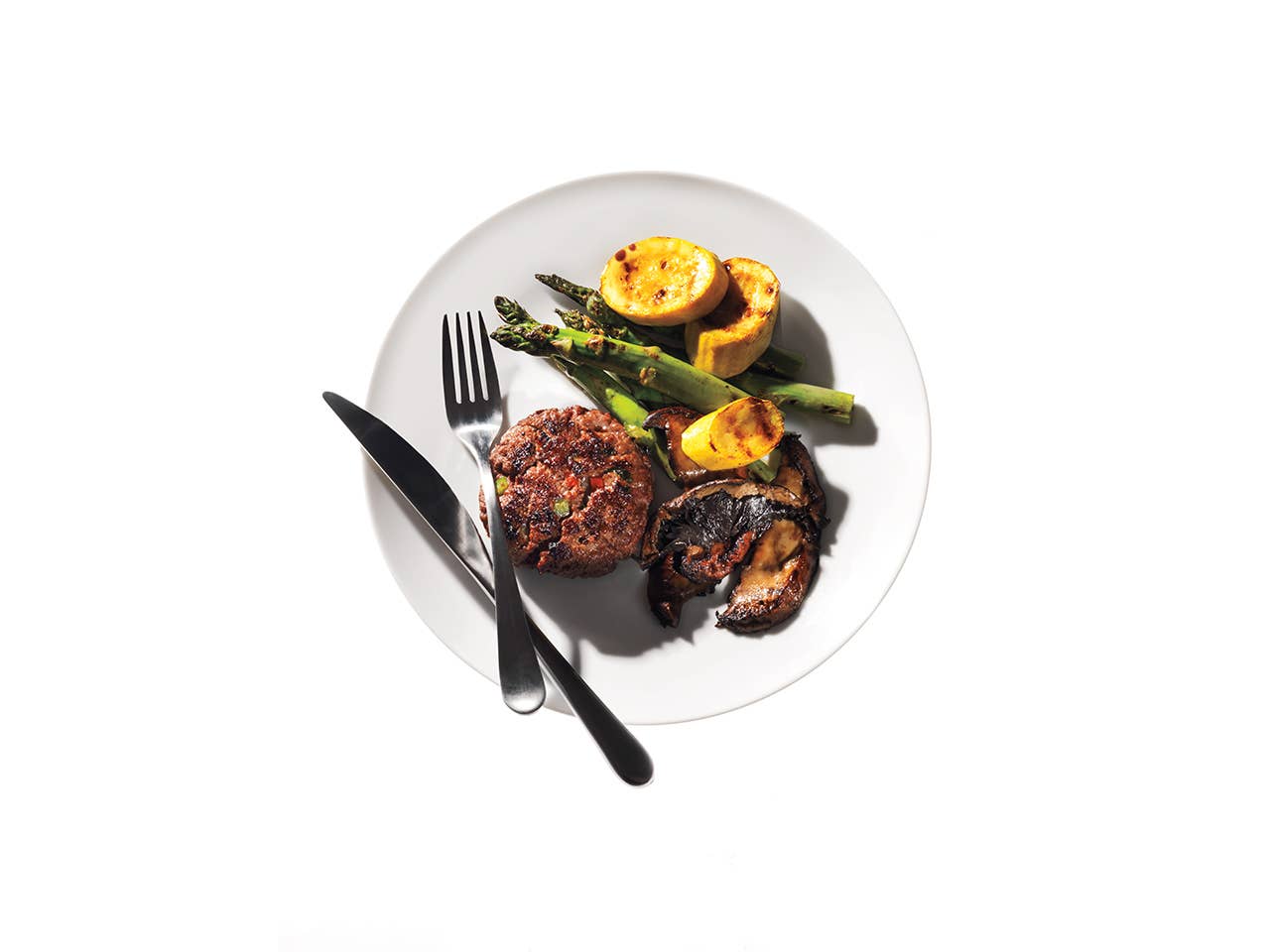 The low-carb burger recipe that'll help you get lean for summer - Men's ...