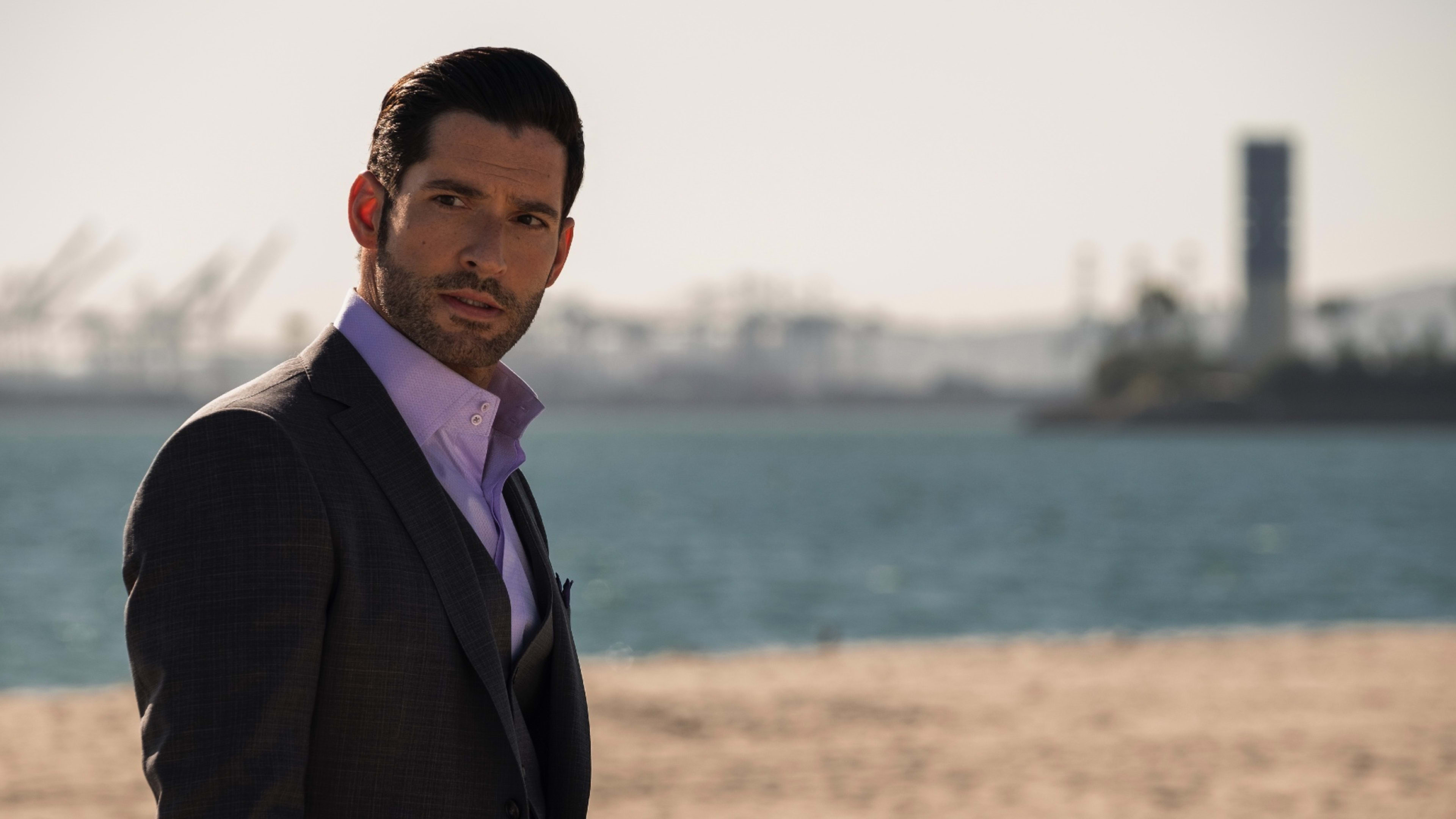 How Tom Ellis Gained 20 Pounds of Muscle for 'Lucifer' - Men's Journal