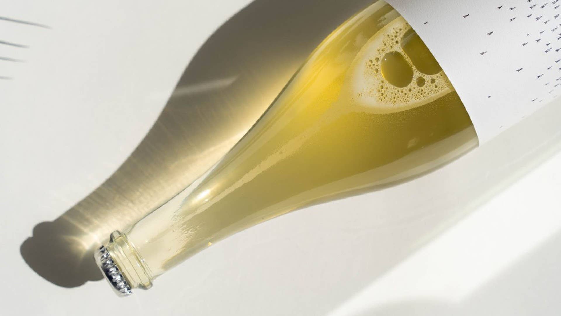 What Is Pét-Nat Wine and the Best Bottles to Try | Men's Journal - Men ...