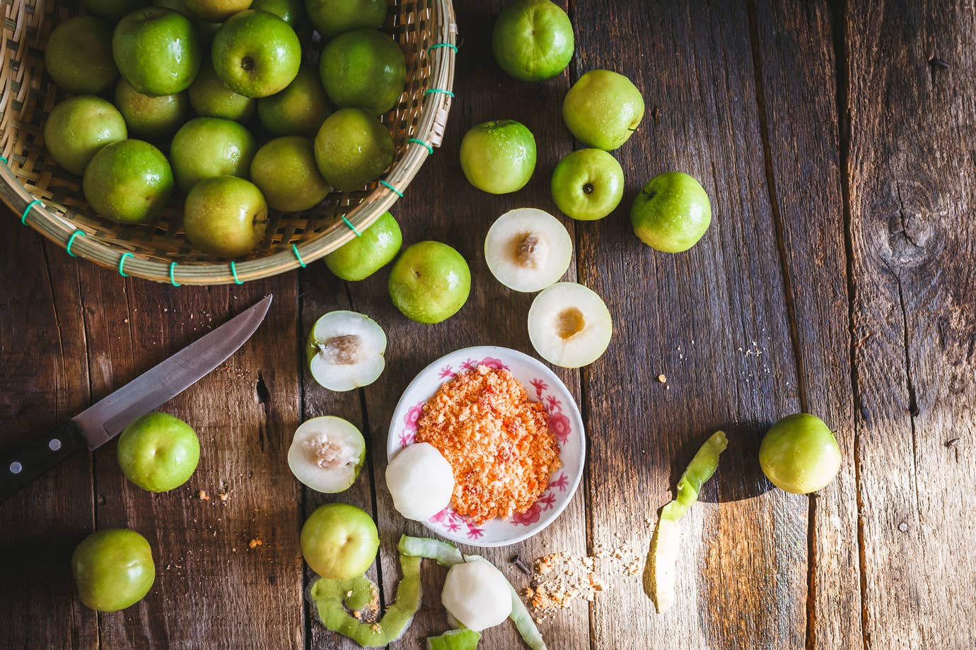 13 Fruits and Vegetables Contaminated With the Most Pesticides: 2018 ...