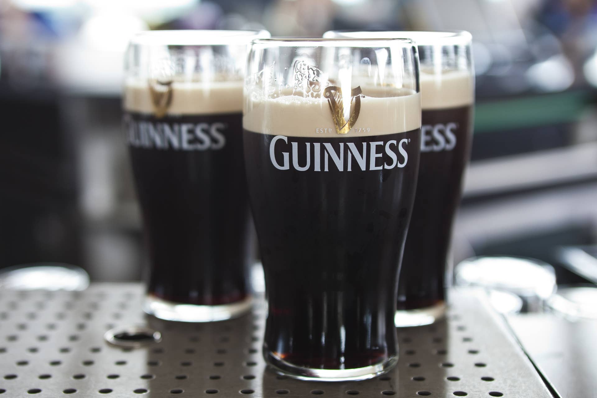 The Best Low-Calorie Beers - Light Craft Beer - Men's Journal