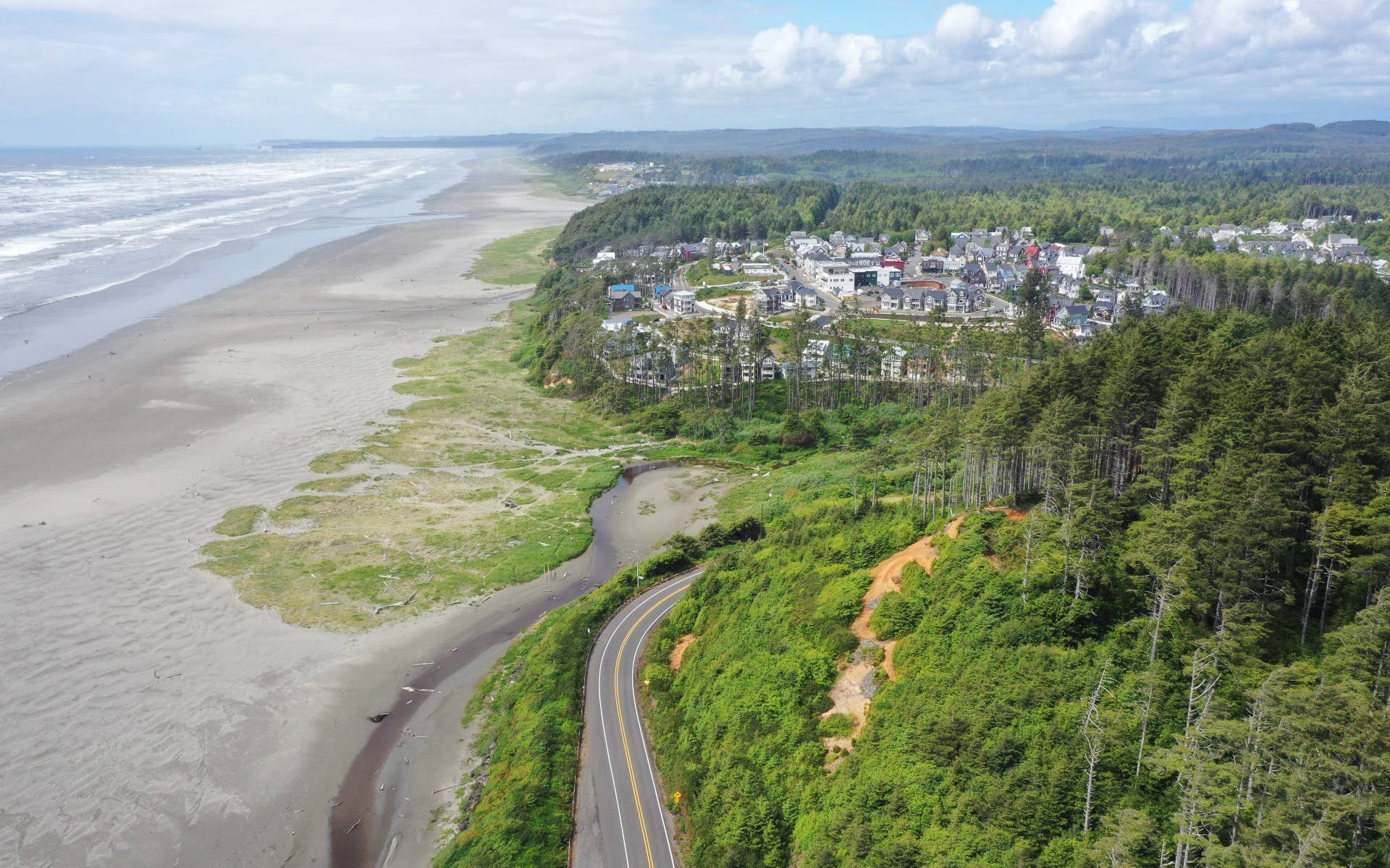 Seabrook, Washington, Winter Travel Guide | Men's Journal - Men's Journal