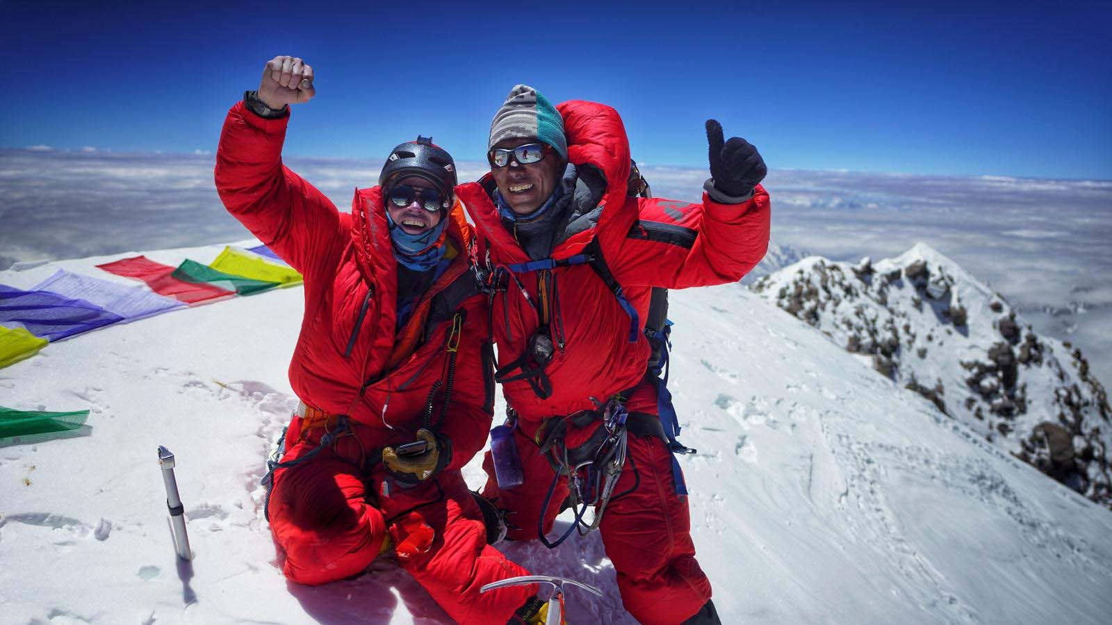 Adrian Ballinger Becomes Fourth American to Climb K2, Everest Without ...