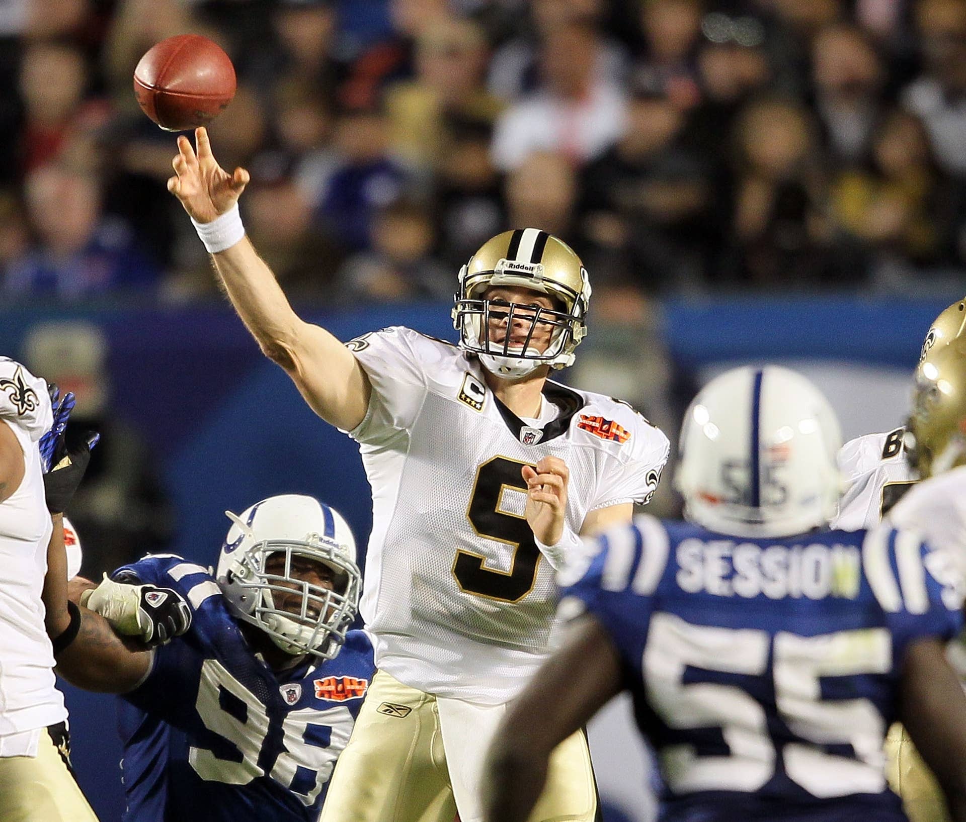 Drew Brees, Eli Manning Among Football Hall of Fame Finalists - Men's ...