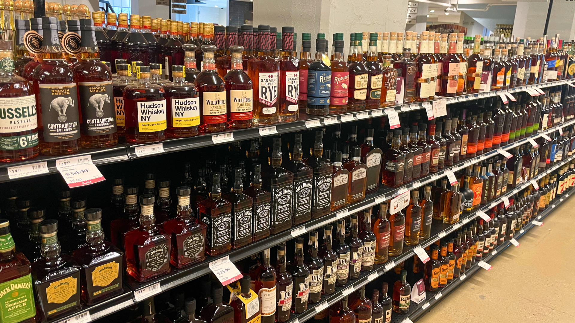 This Is the Best Cheap Bourbon, Period - Men's Journal
