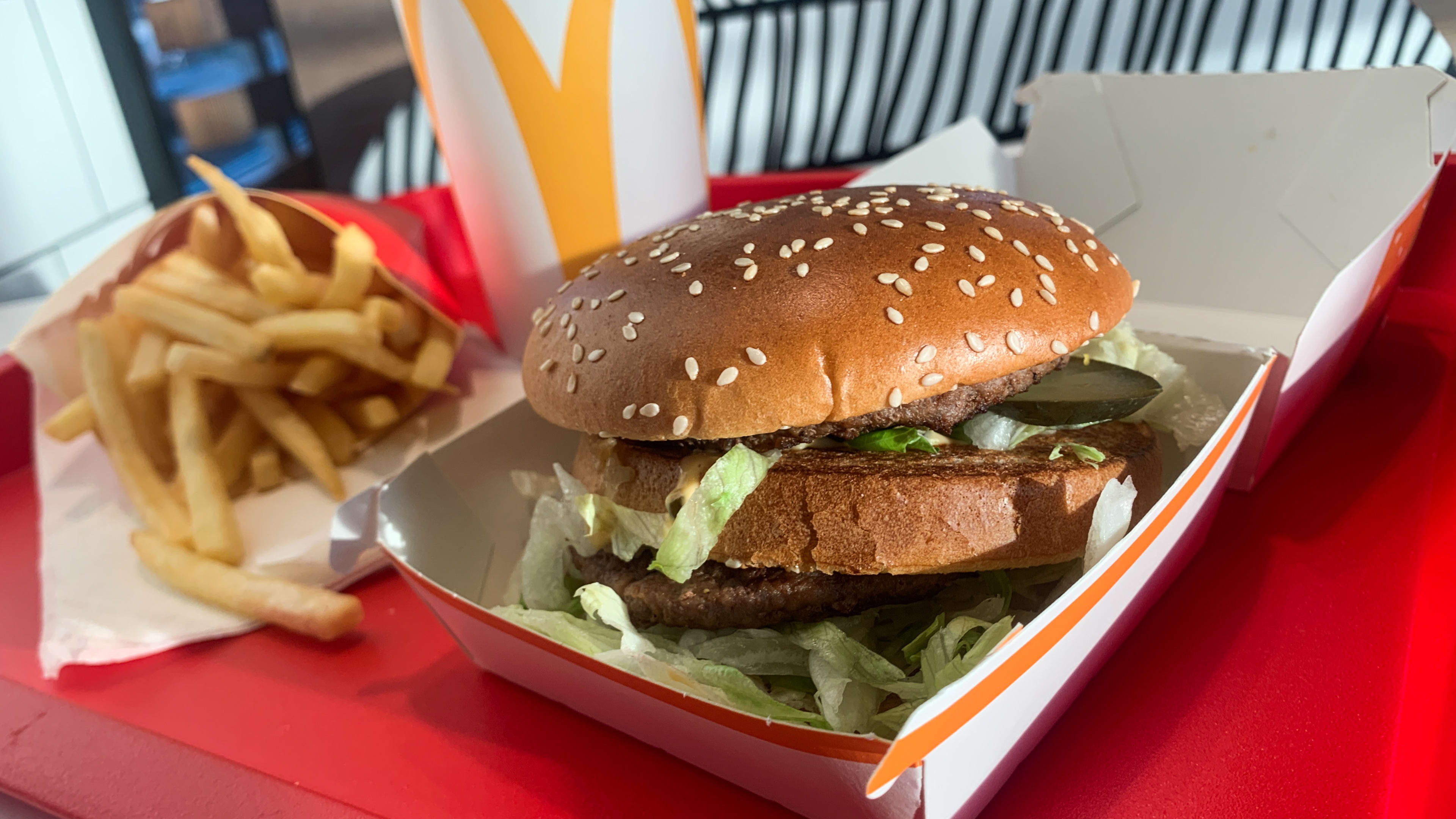 McDonald’s Introduces Improved Big Mac. Here Are All the Changes to Its ...