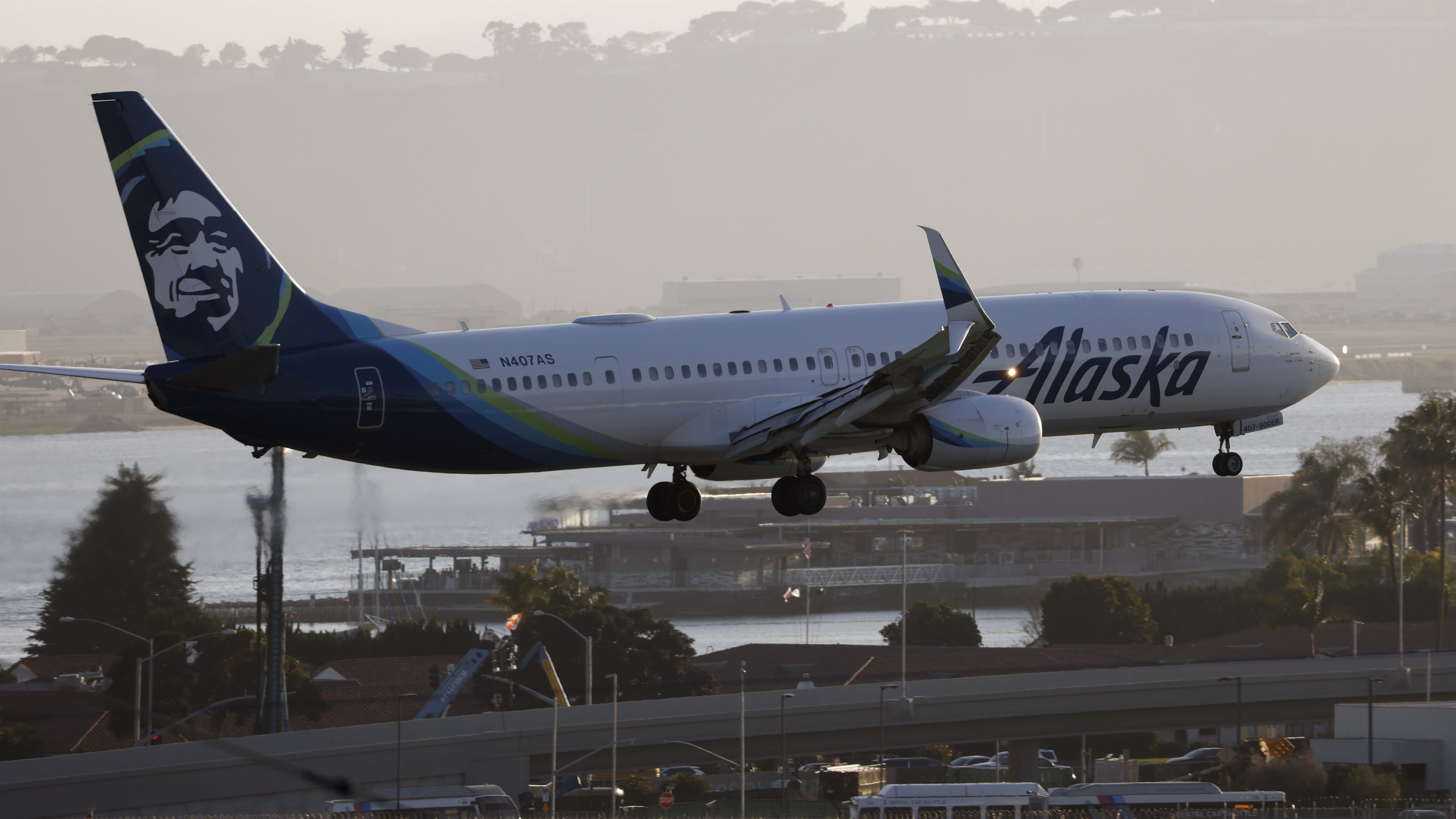 Airline Forced To Ground All Flights Due to Tech Issue - Men's Journal