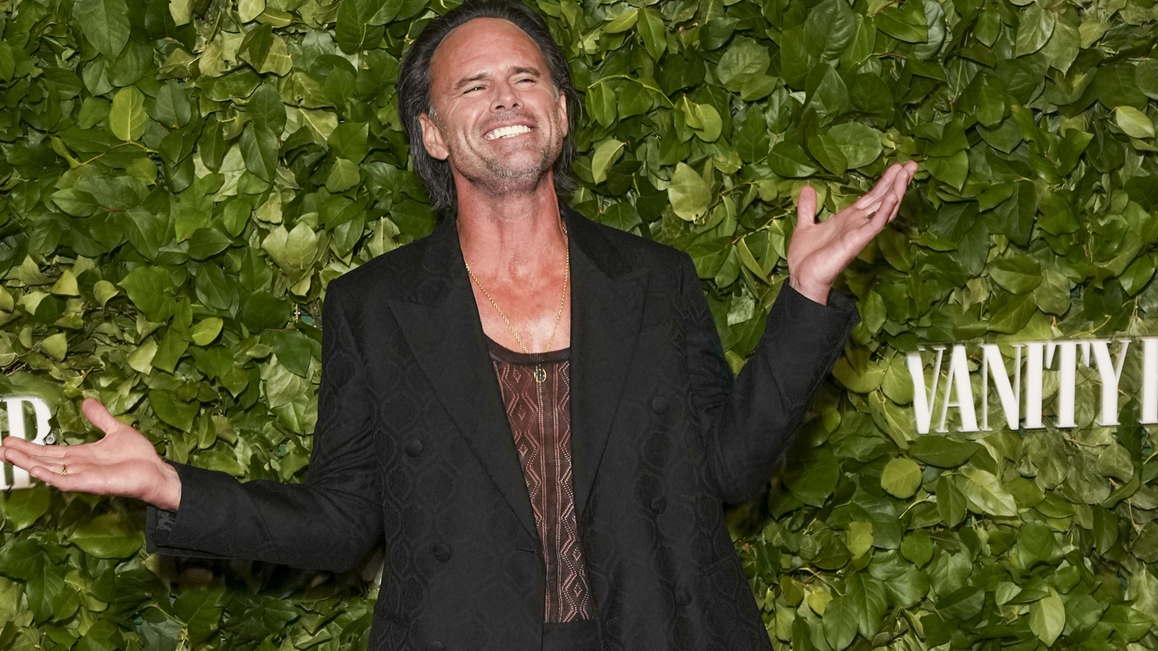 Walton Goggins Hilariously Reboots The 2nd Amendment On Snl Men S