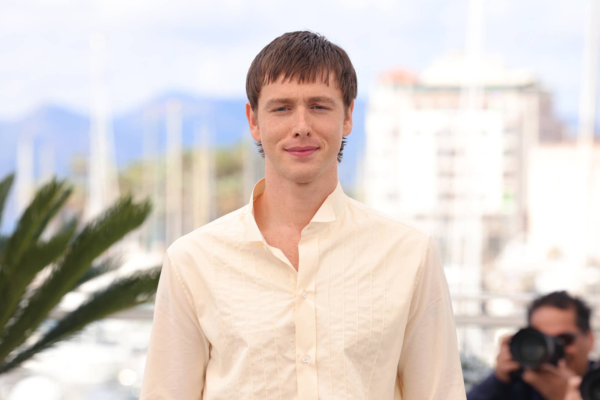 Top James Bond Contender Harris Dickinson Has Thoughts on Who Should ...
