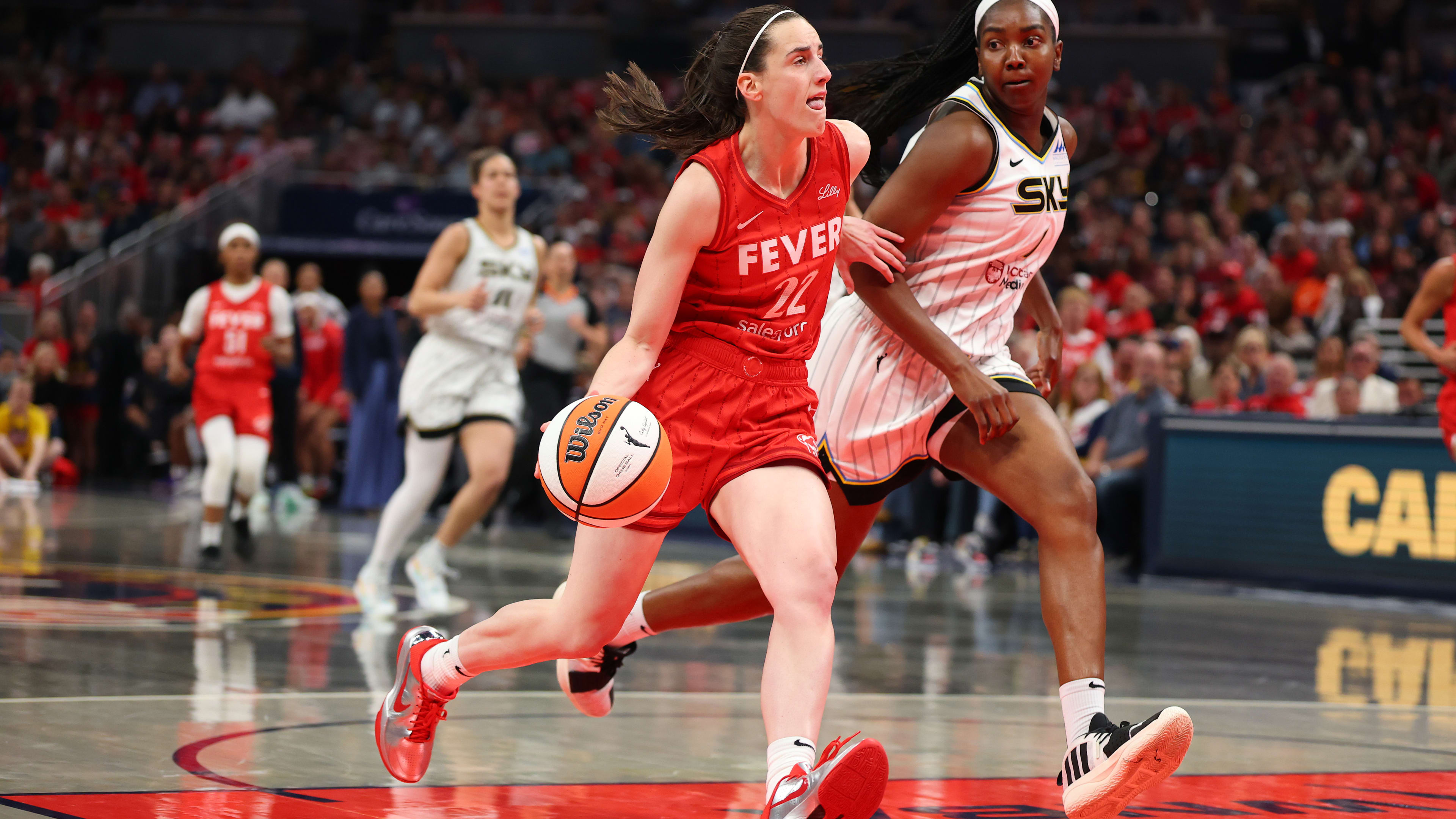 Historic Caitlin Clark Announcement Turns Heads - Men's Journal