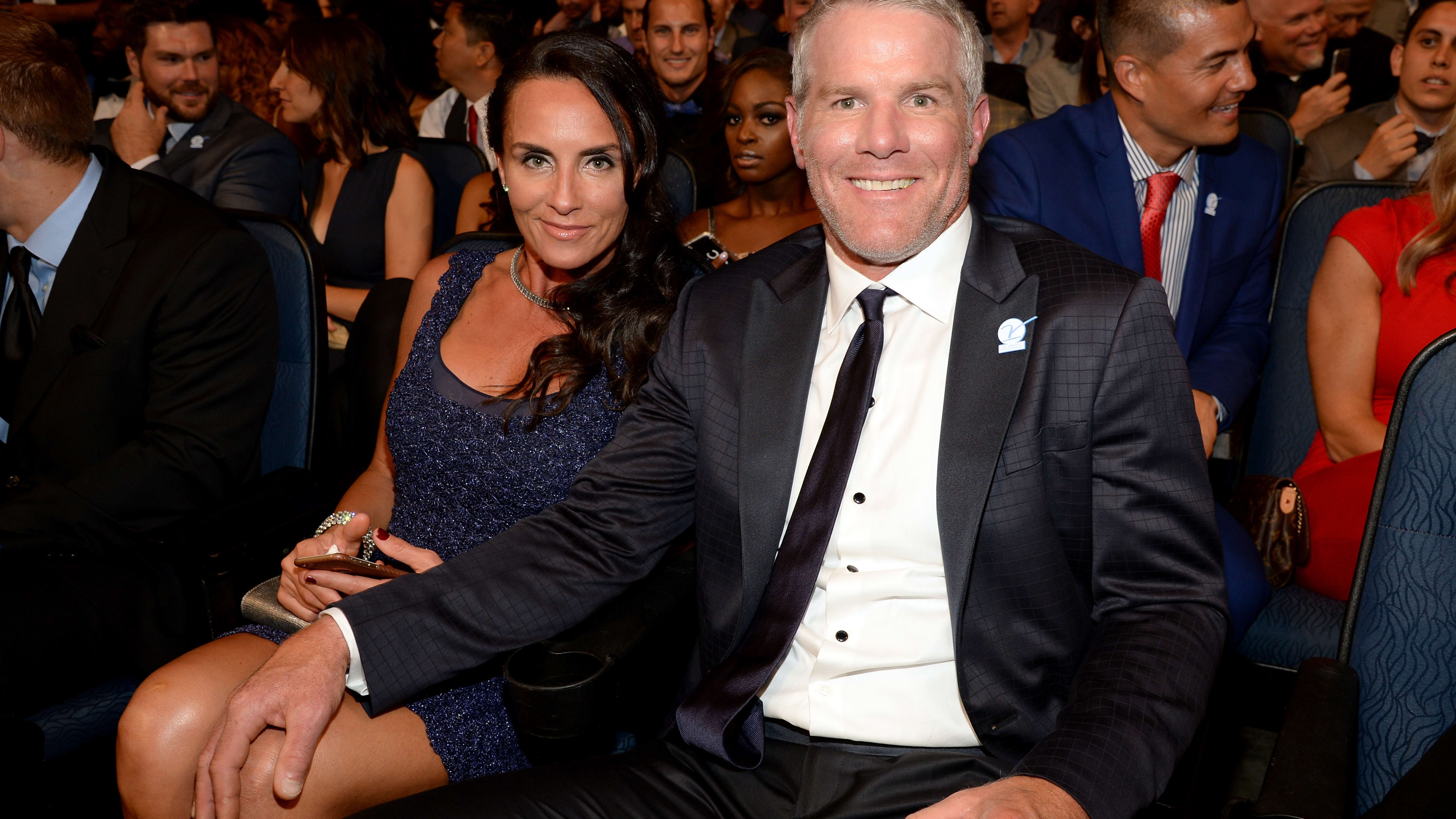 Brett Favre's Wife Deanna Favre Opened Up About Their Struggles - Men's ...