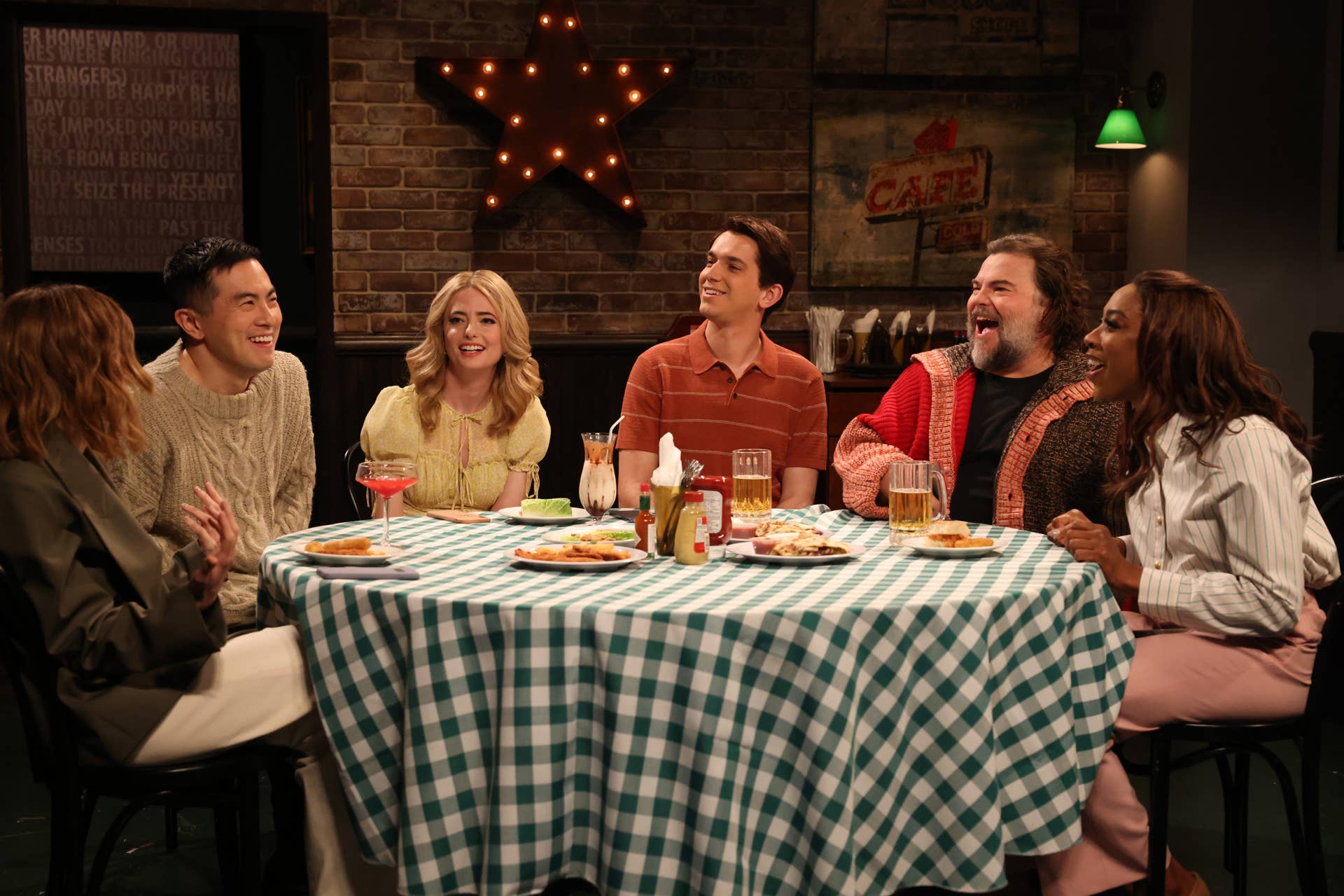 'SNL’ Cast Members Reunite for Andrew Dismukes' Wedding - Men's Journal