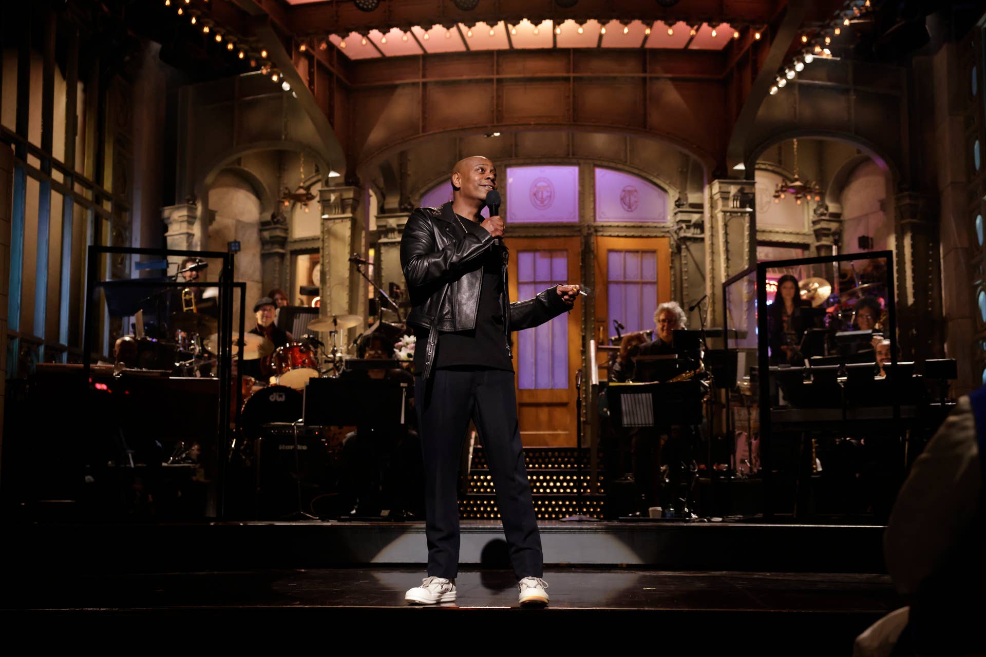 Dave Chappelle Reveals 'Dangerous' Process for 'SNL' Monologues - Men's ...