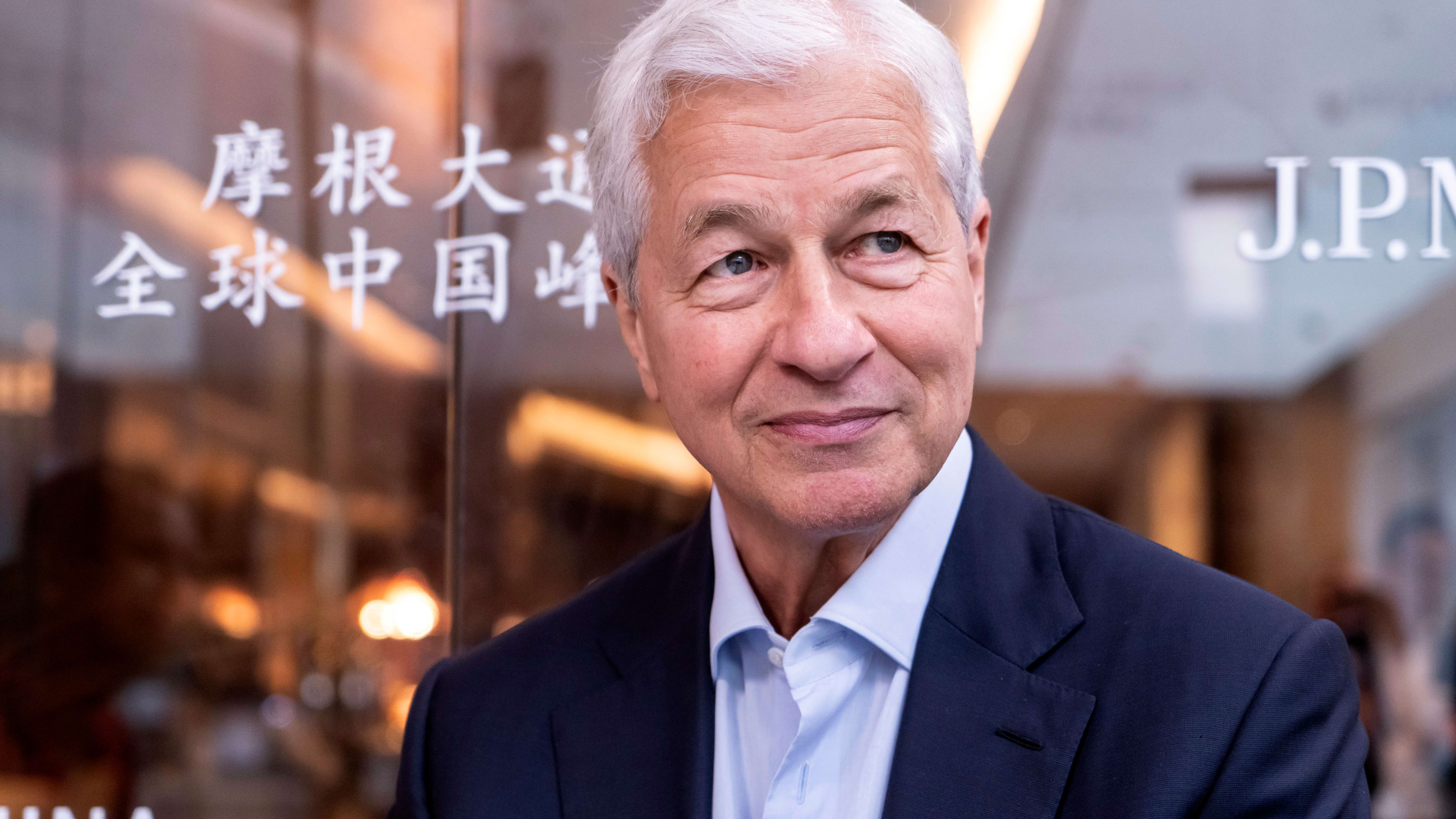 JPMorgan CEO Jamie Dimon Raises Red Flags About the Economy’s Future ...