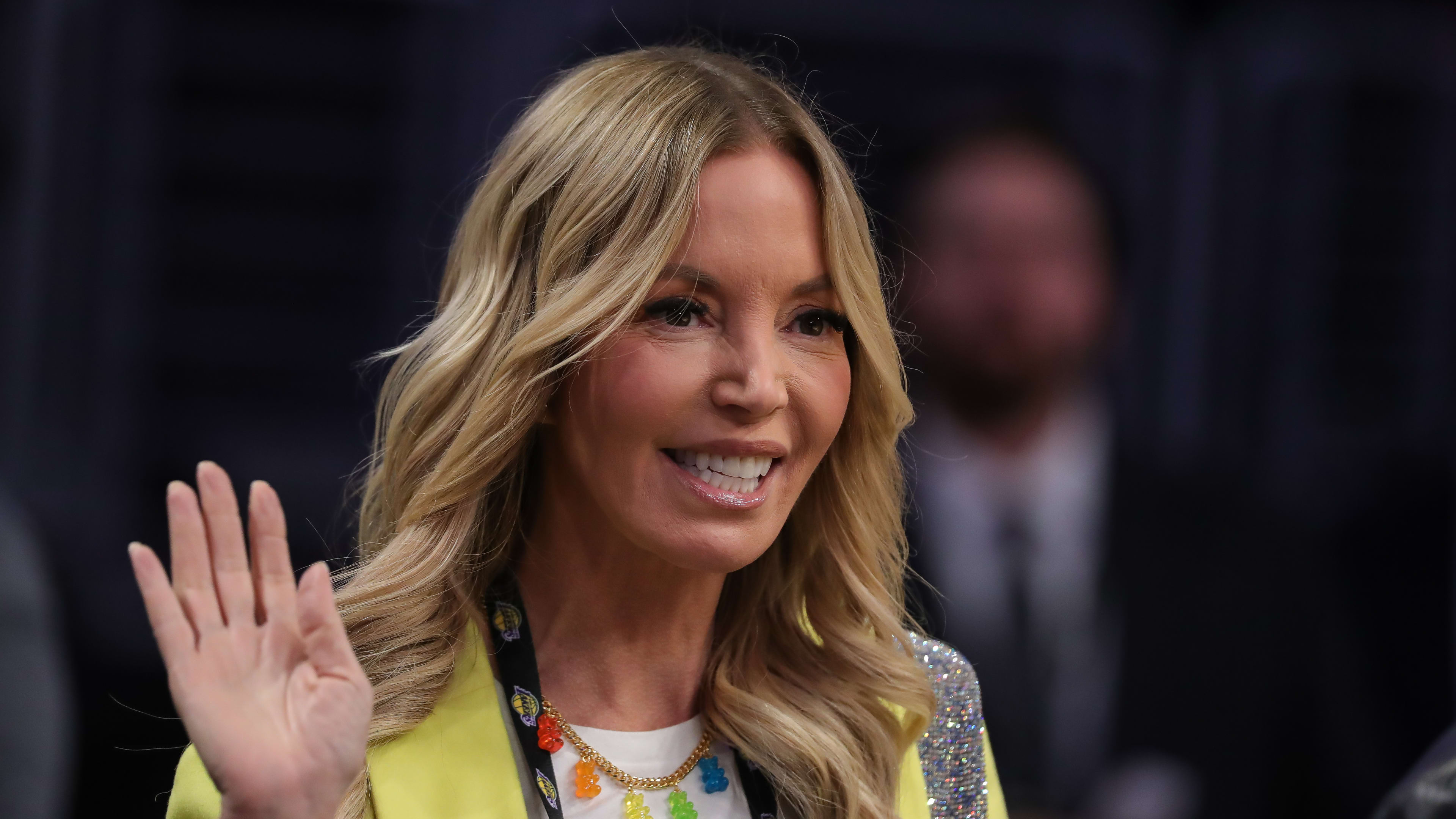 Buss Family to See Astonishing Profit After Sale of Lakers - Men's Journal