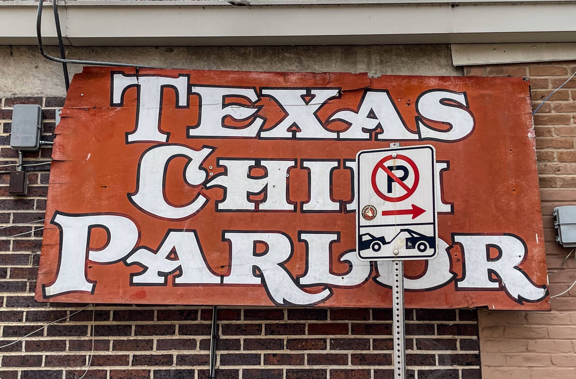 Owner of Beloved Chili Parlor Featured in Quentin Tarantino Film Dies ...