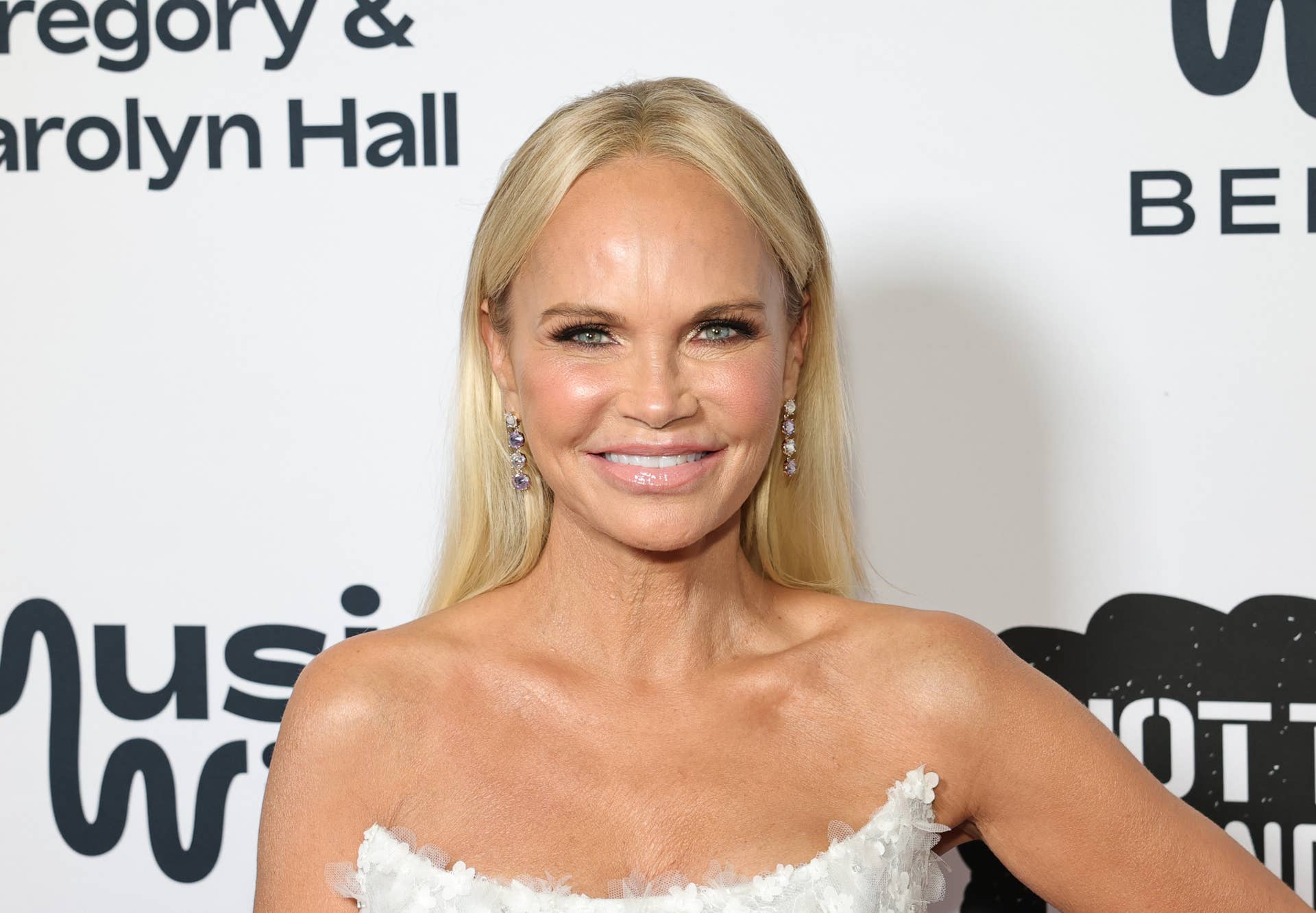Kristin Chenoweth Turns Heads With NBA Finals Game 7 Star Spangled ...