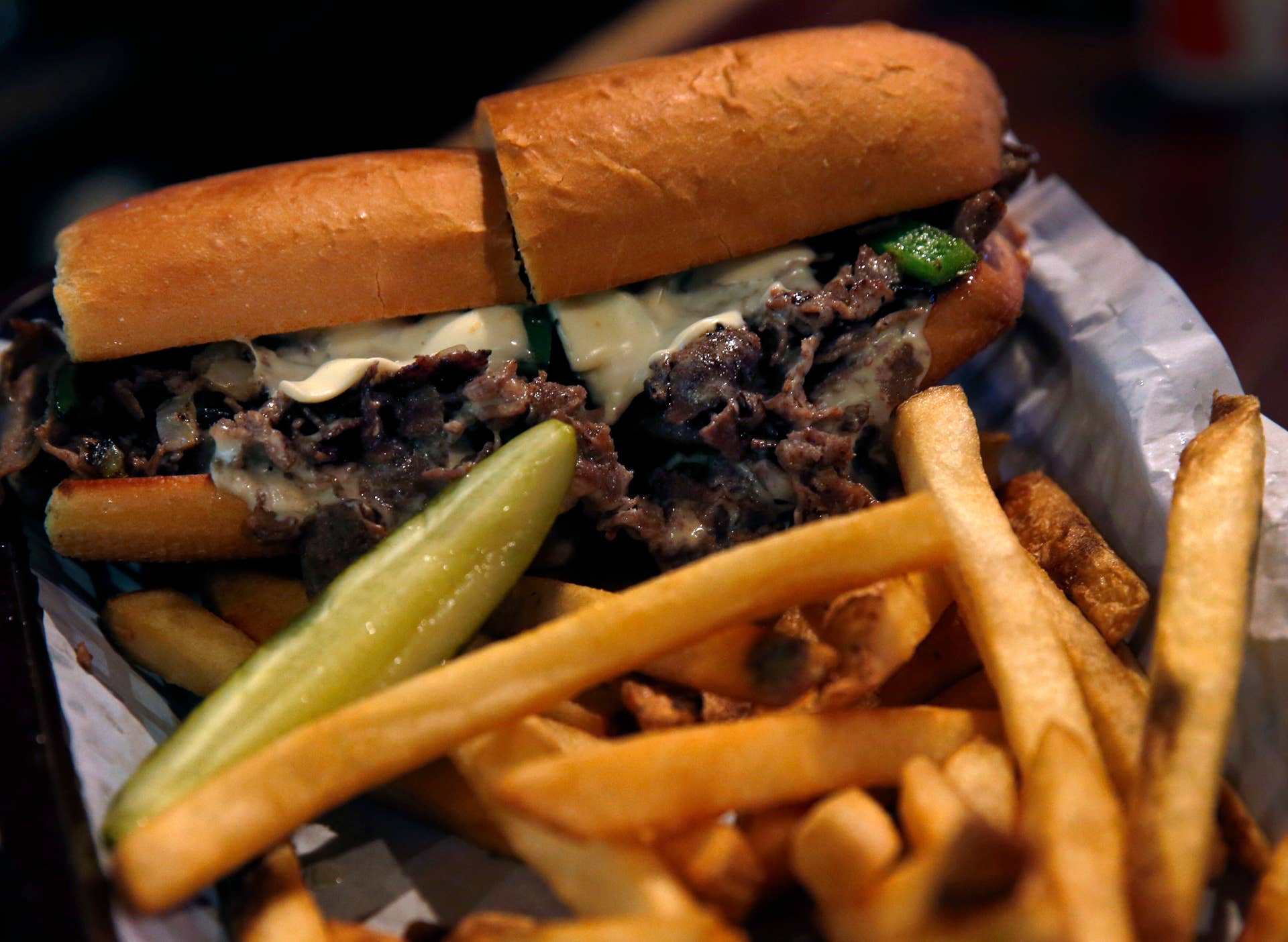 Popular Fast Food Chain Adds Cheesesteak to Menu for Limited Time - Men ...