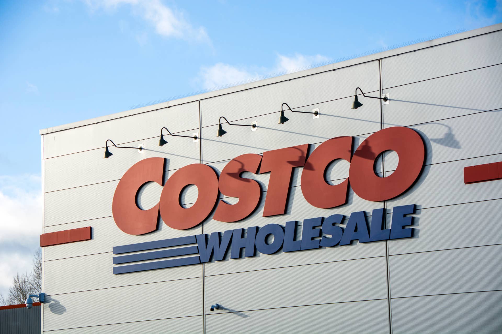 The New Oat Milk at Costco Is Turning Heads for What's Not Inside - Men ...
