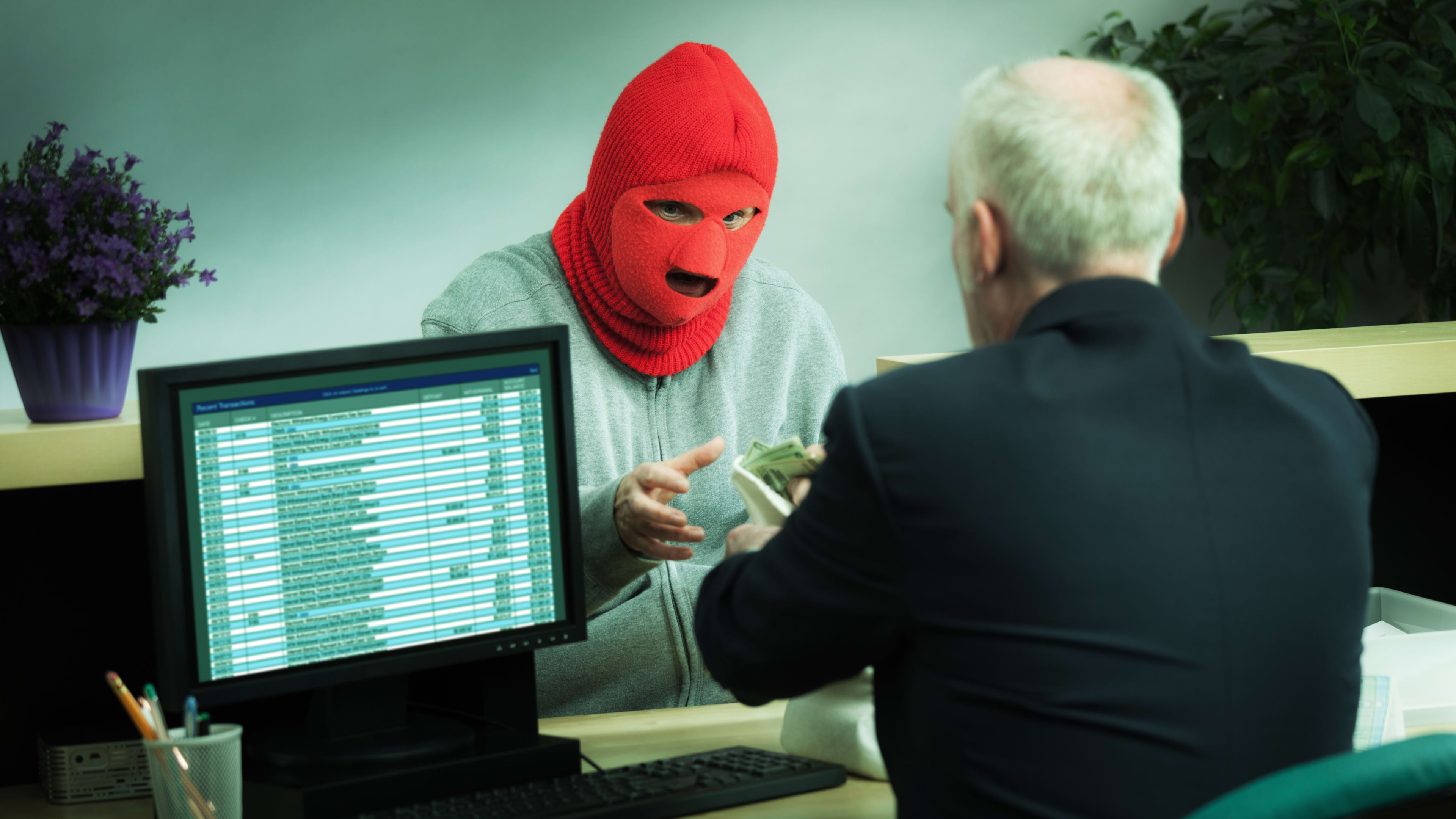 Police Lure Bank Robber With Soda and a Drone After Hours-Long Standoff ...